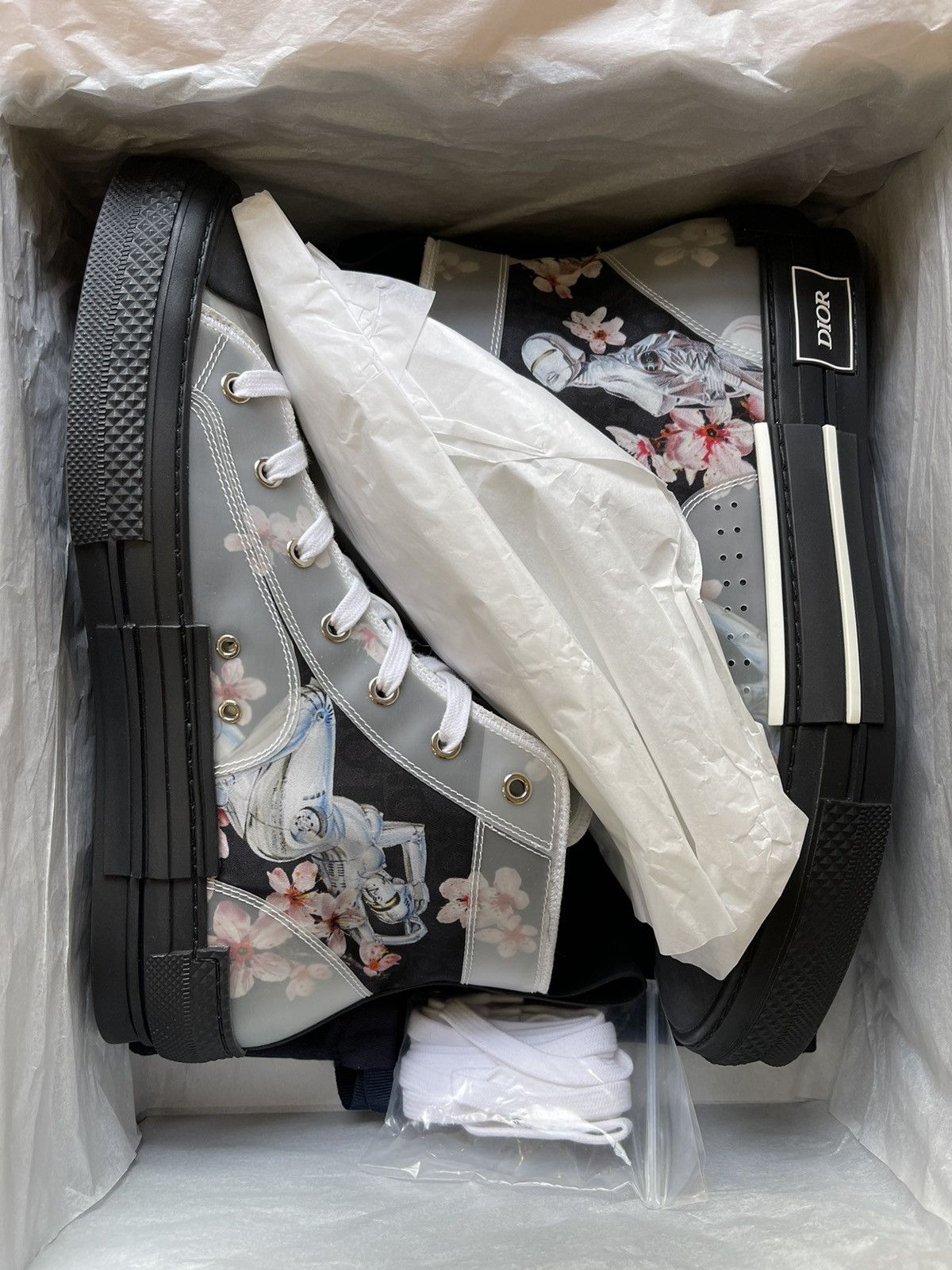 Dior (FINAL PRICE) Dior x Hajime Sorayama B23 Robot Black | Grailed