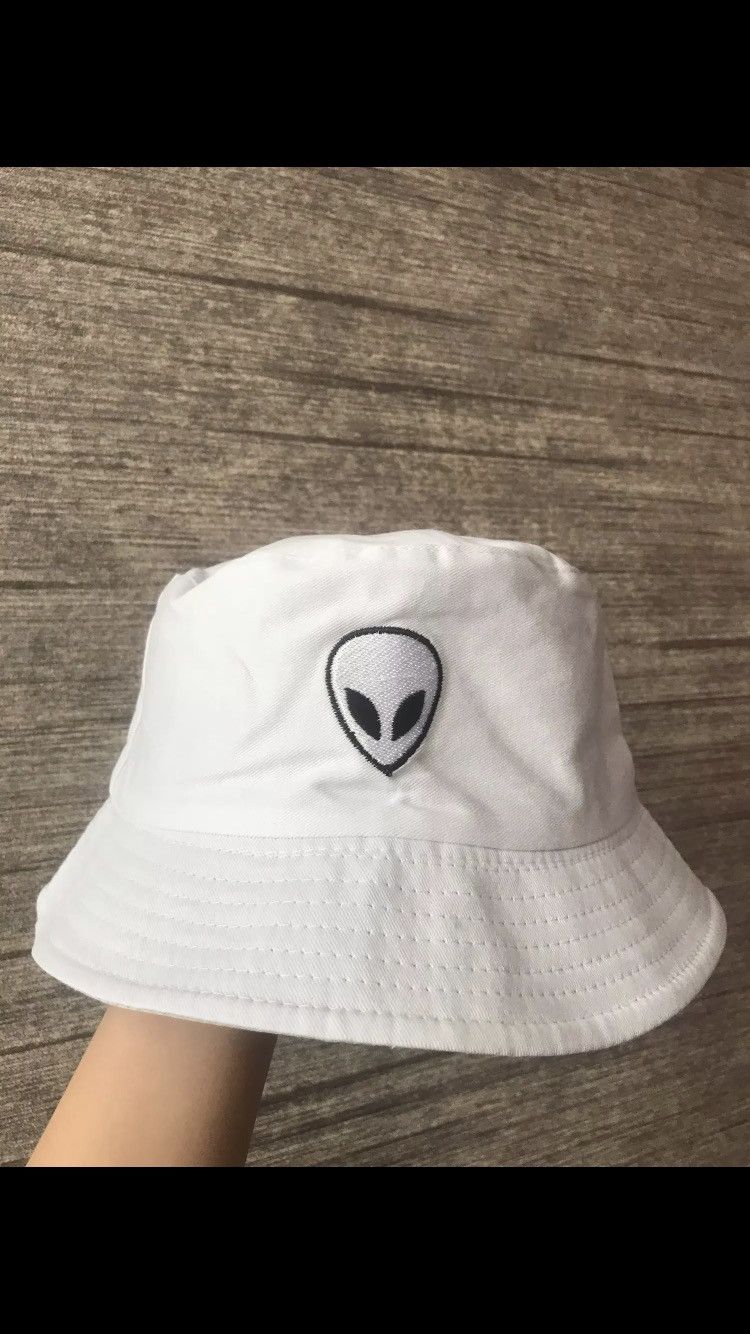 Other White Solid Alien Bucket Hat Unisex | Grailed