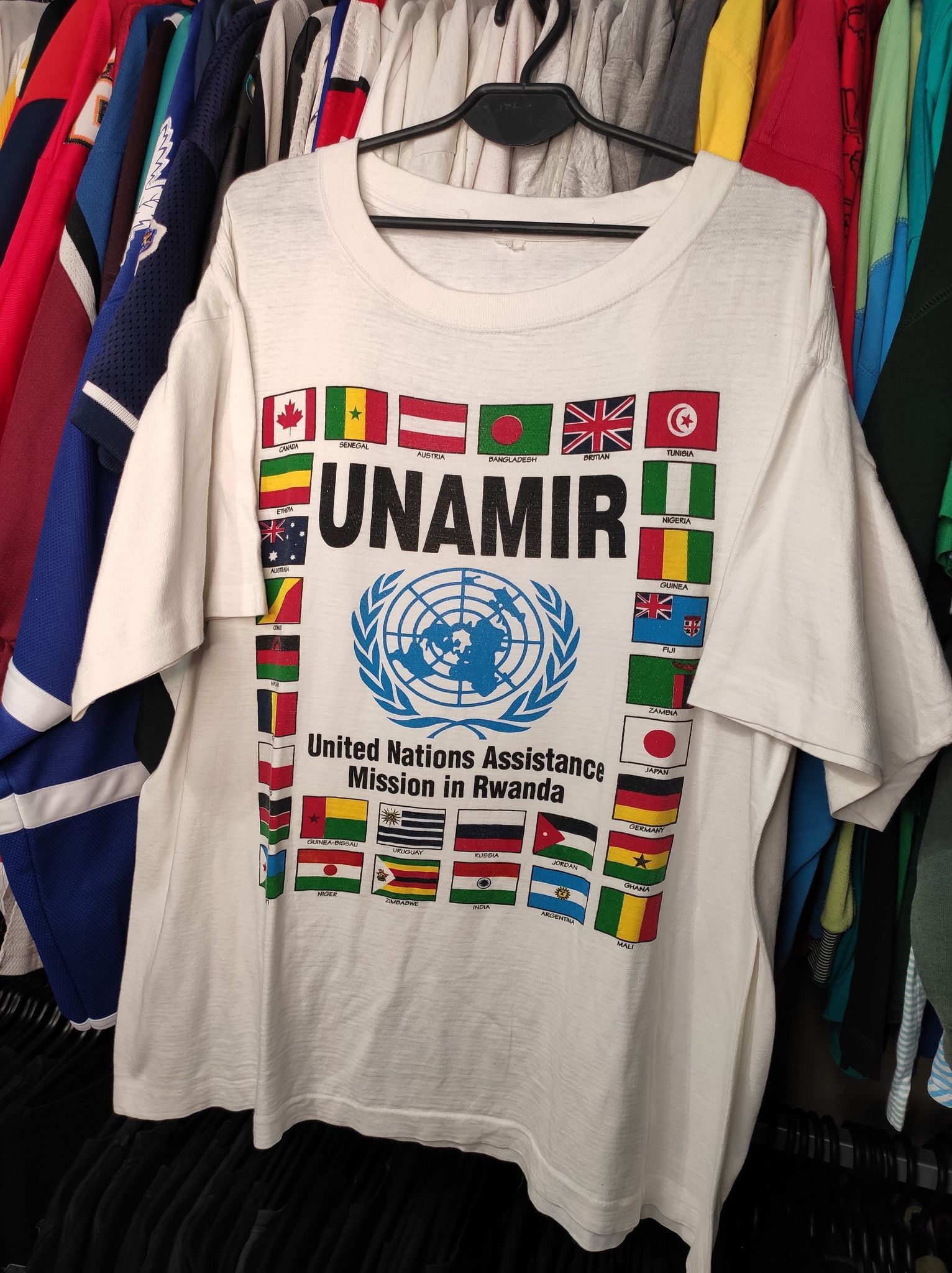Vintage United Nations 1993 tshirt | Grailed