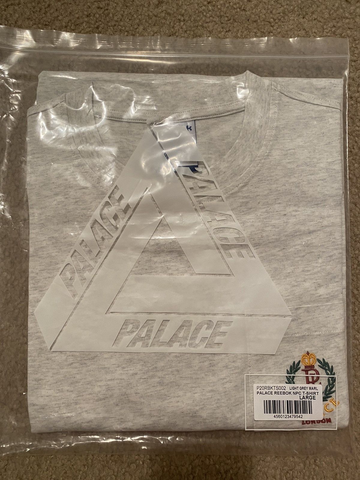 Palace × Reebok Palace Reebok NPC pocket T-shirt Large SS21 Light Grey ...