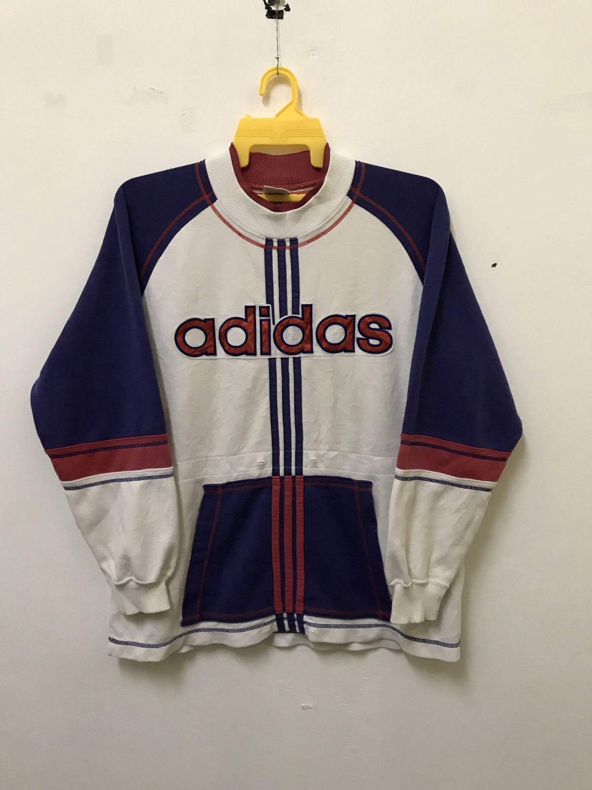 Adidas VINTAGE ADIDAS BIG LOGO HIP HOP STYLE | Grailed