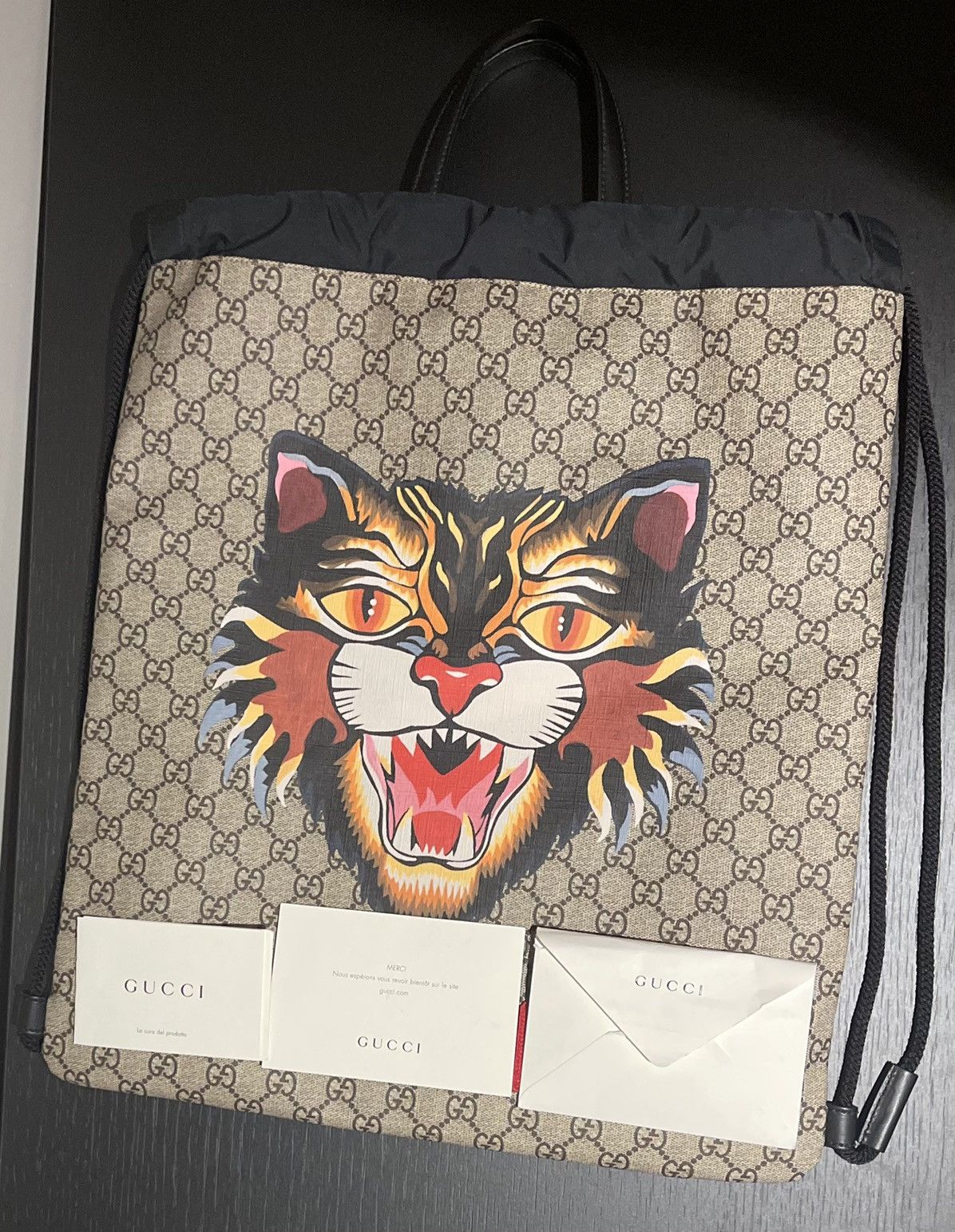 Gucci Gucci Angry Cat Drawstring GG Supreme collection | Grailed