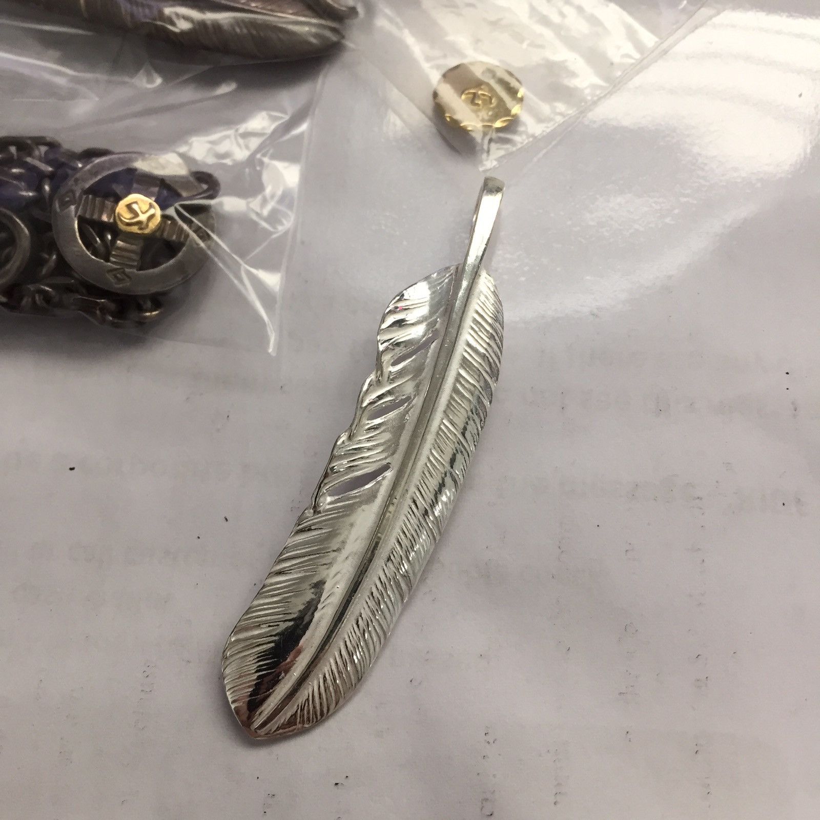 Goros Goro's SV Feather XL | Grailed