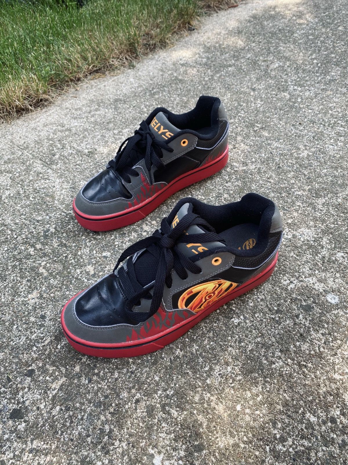 Heelys × Vintage Vintage Heelys Skates All over Flames sneakers | Grailed