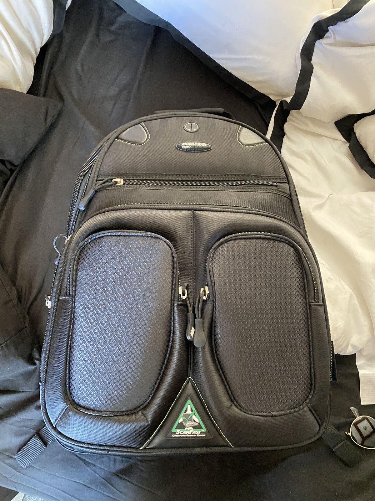 Backpack Mobile Edge ScanFast Backpack 17" MacBook, Black. | Grailed