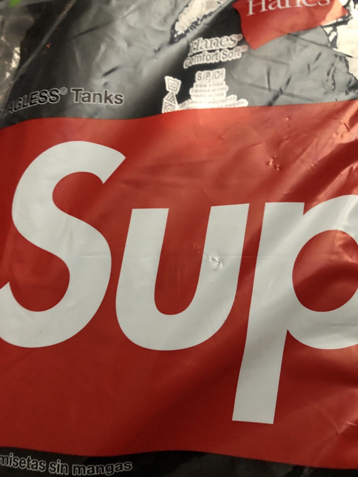 Supreme SUPREME x HANES 3 TAGLESS TANKS M BLACK SS21 | Grailed