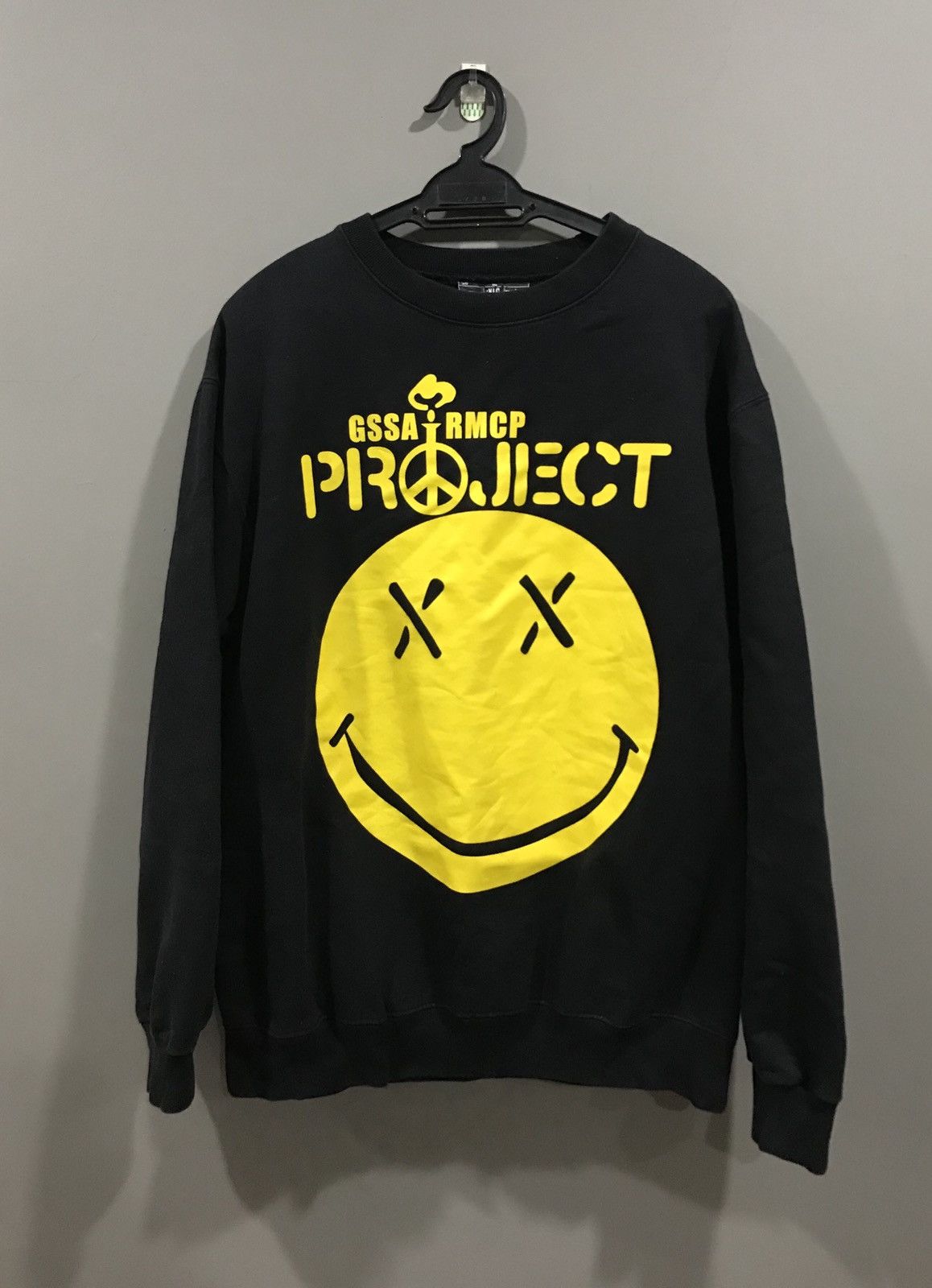 Vintage Bounty Hunter Smiley Face Sweatshirt | Grailed
