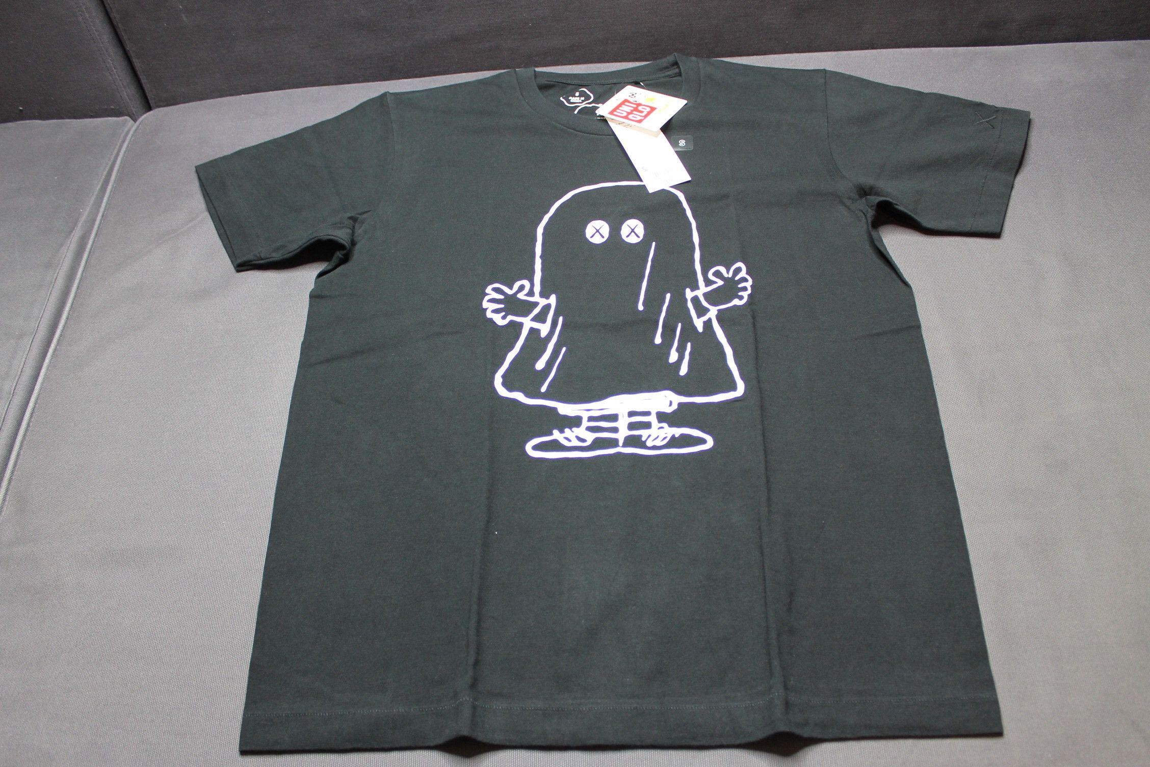 Kaws Charlie Brown Ghost | Grailed