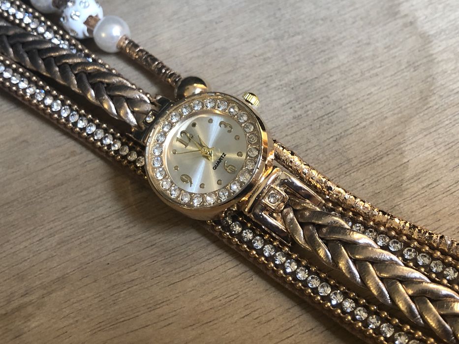 Vintage Double strap watch gold leather beads and stones | Grailed