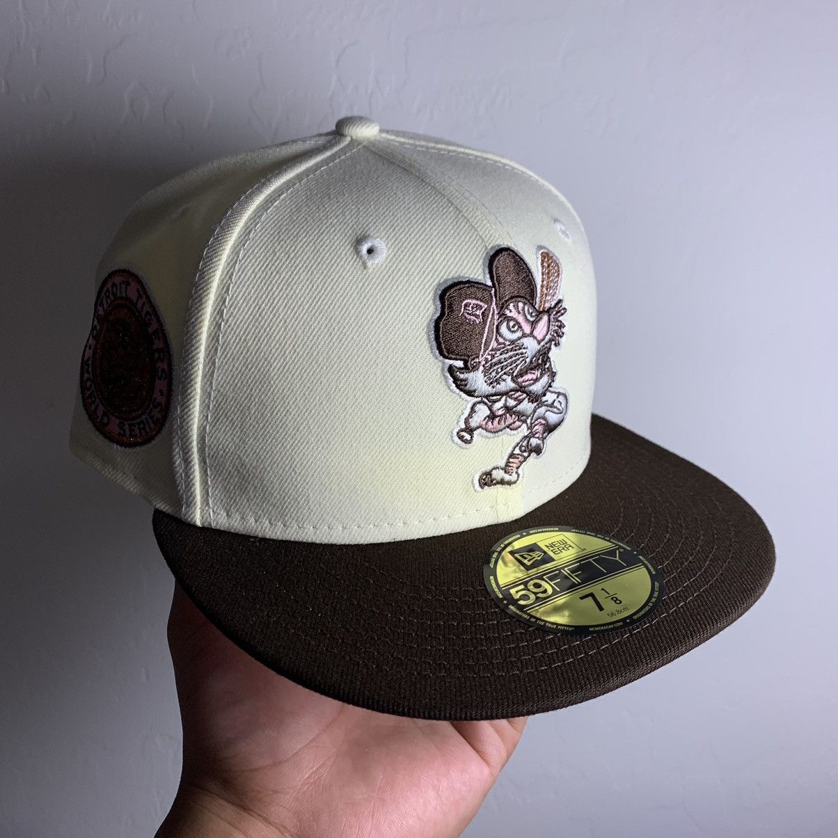 Hat × New Era SportsWorld Coked Out Tigers Neapolitan Fitted Hat 7 1/8 ...