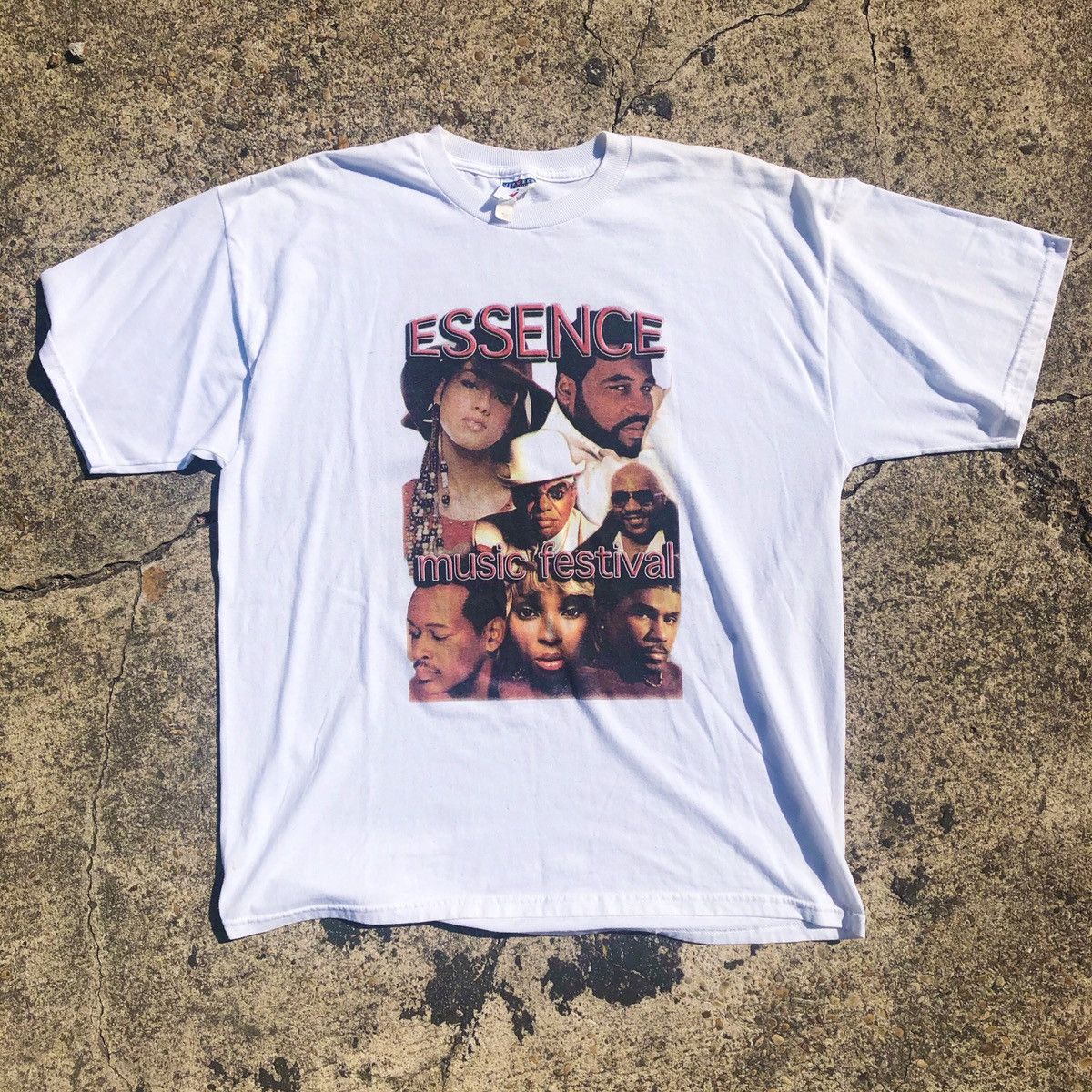 Band Tees × Streetwear × Vintage vintage essence music festival t shirt ...