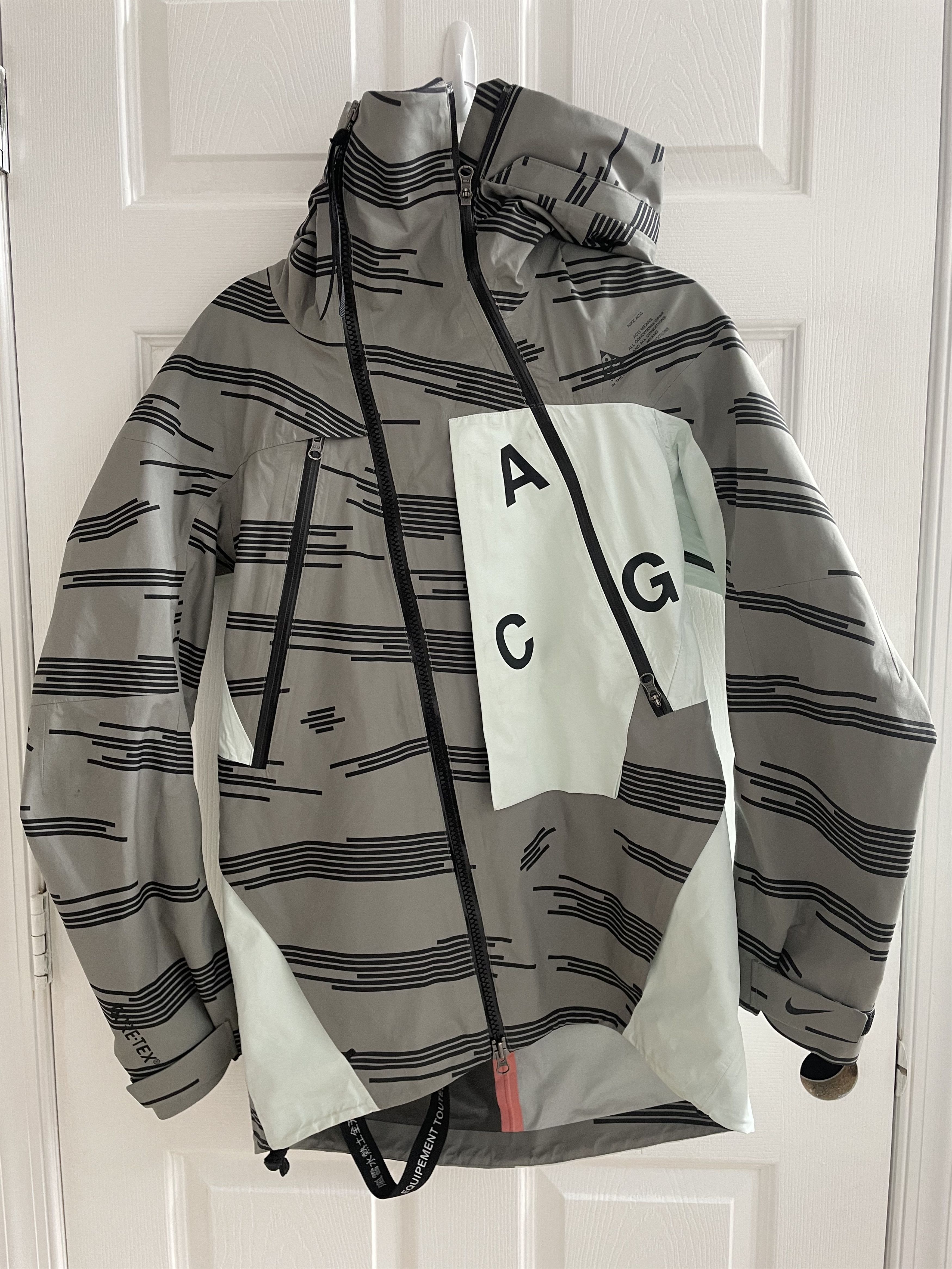 Nike ACG Nike ACG Alpine Jacket S | Grailed