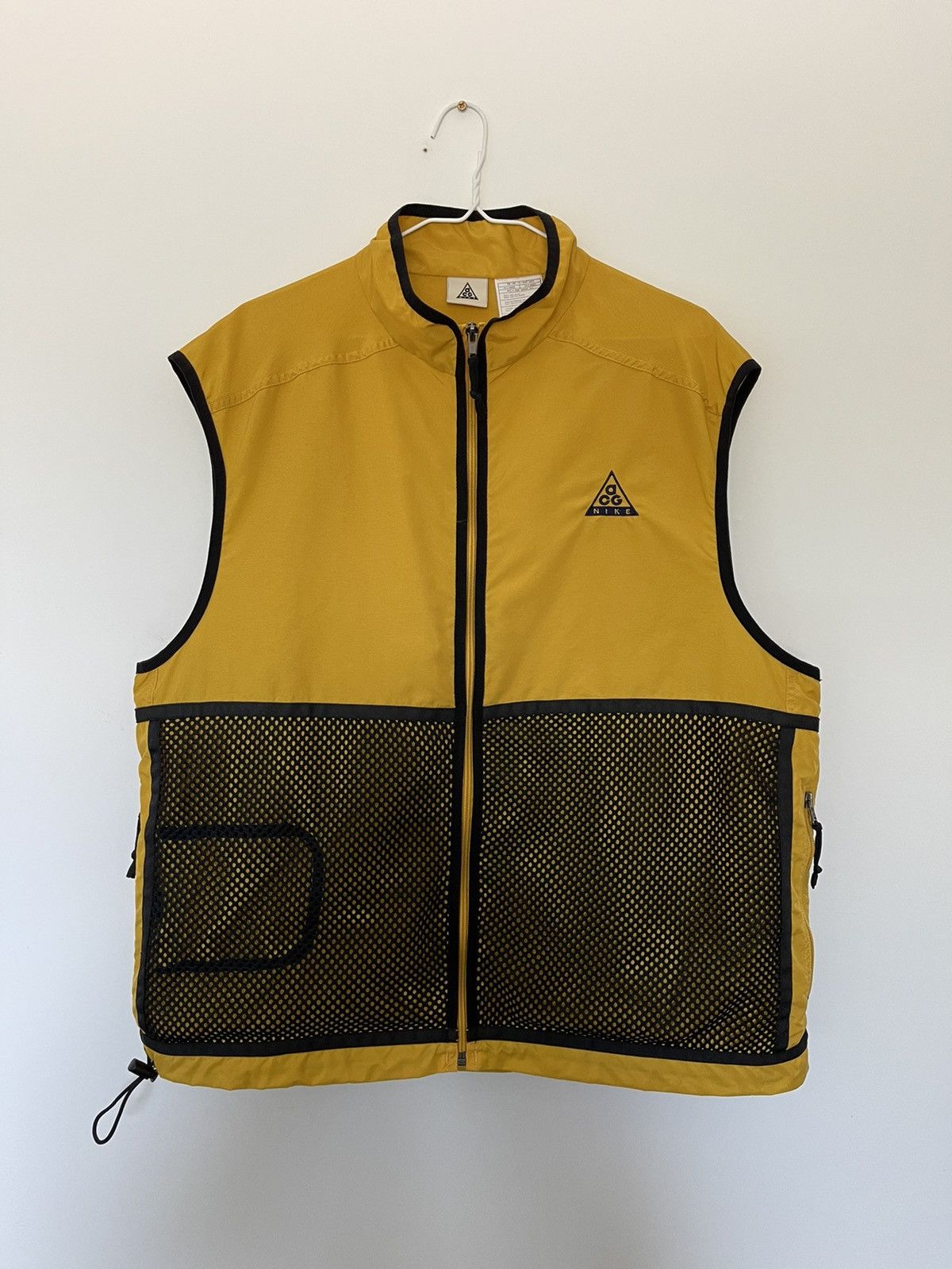 Nike ACG Outdoor Utility Vest | Grailed