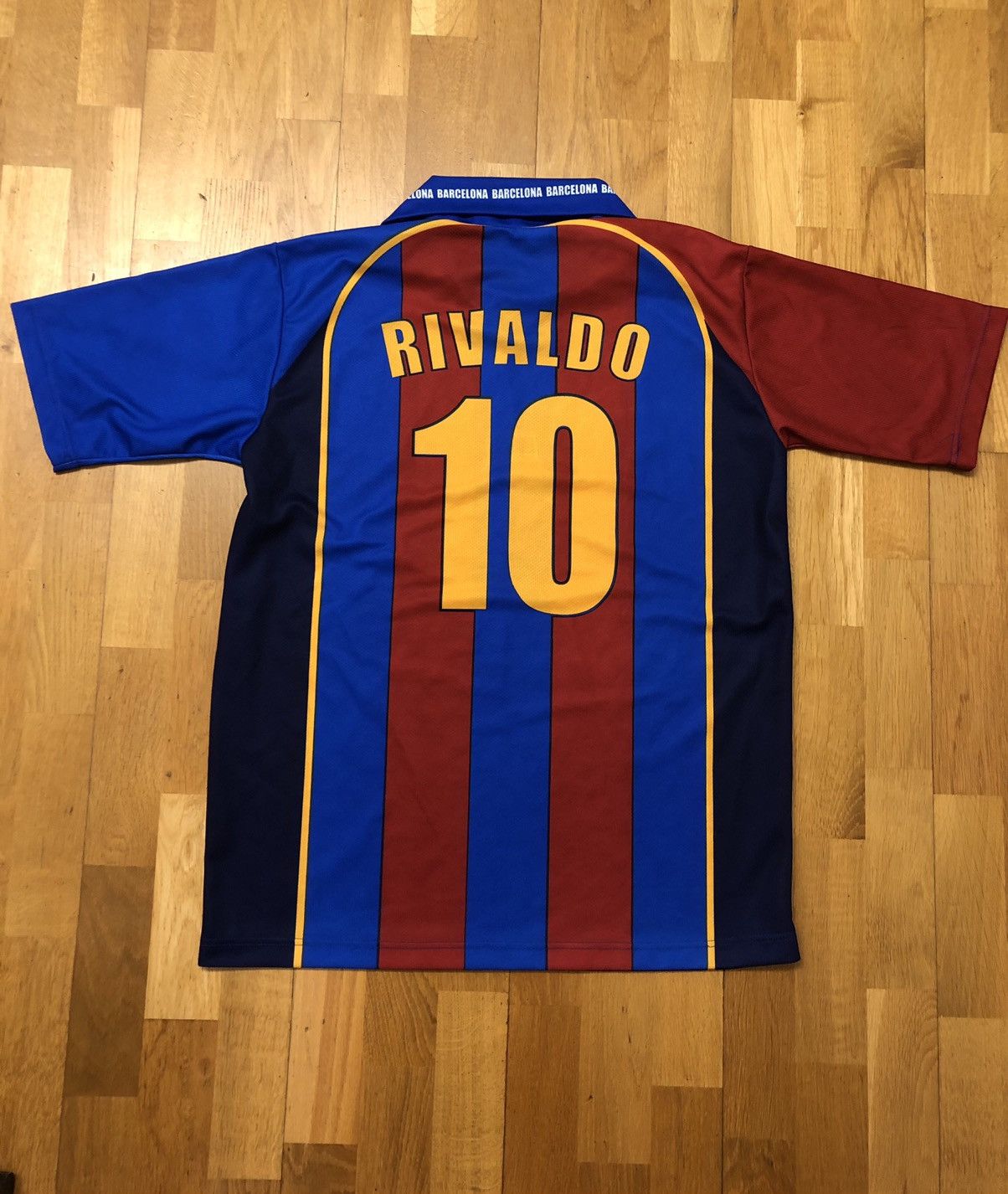 Soccer Jersey FC BARCELONA RIVALDO RARE VINTAGE REPLICA SOCCER JERSEY ...