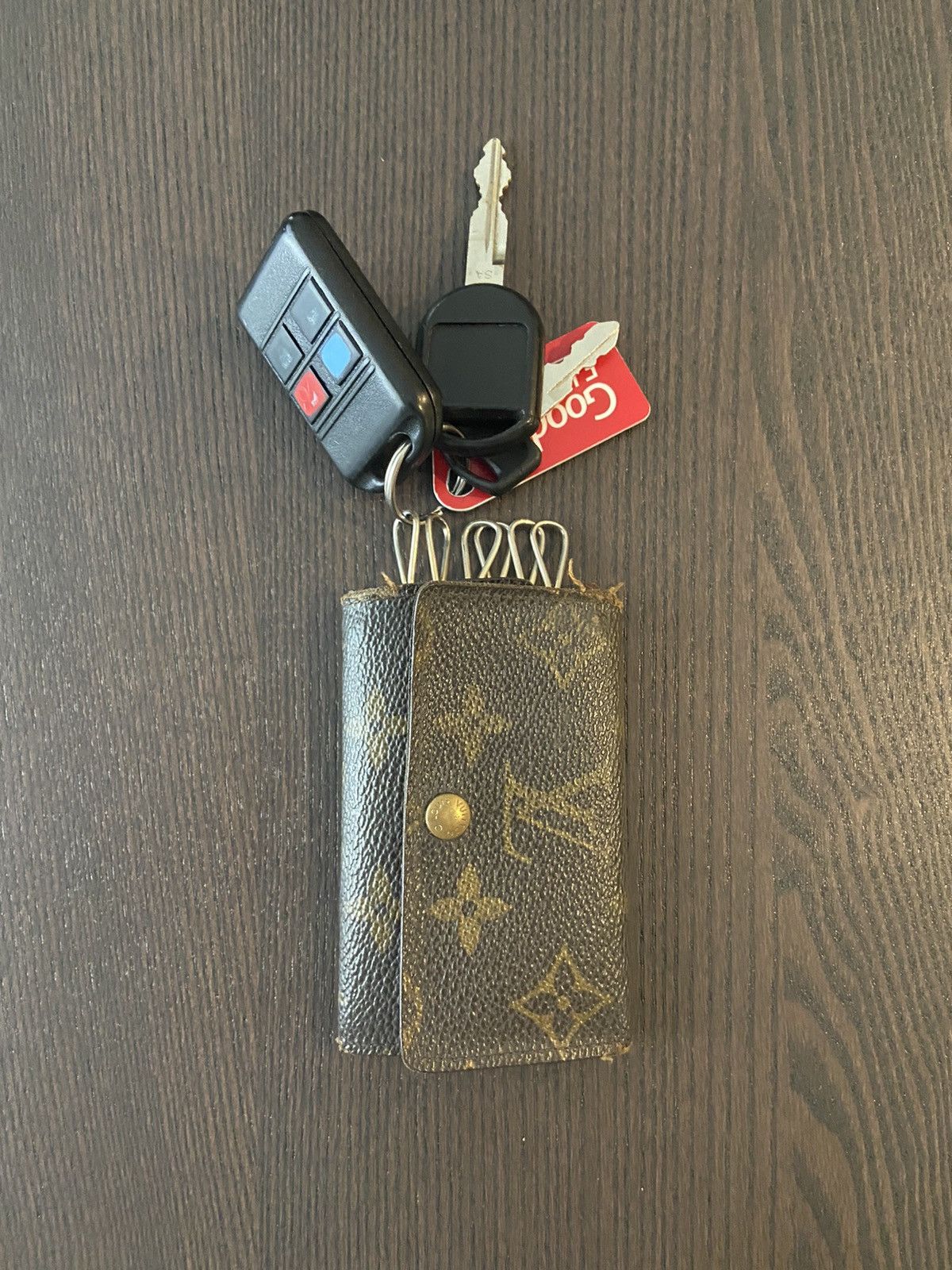 Louis Vuitton × Vintage Vintage 1991 Louis Vuitton Key Holder LV ...