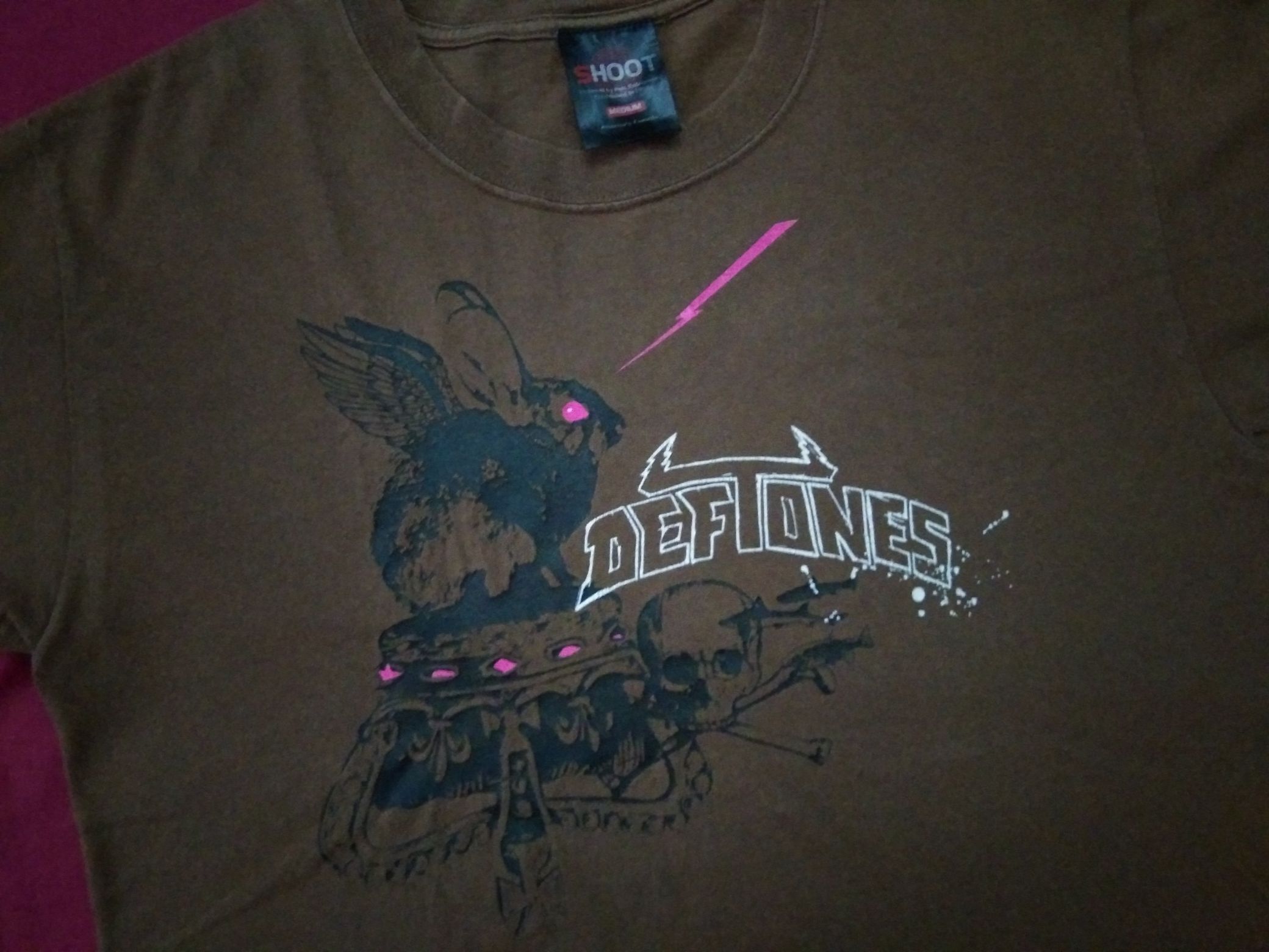 Band Tees VTG 2000s Deftones Evil Rabbit tshirt Chino Moreno Korn | Grailed