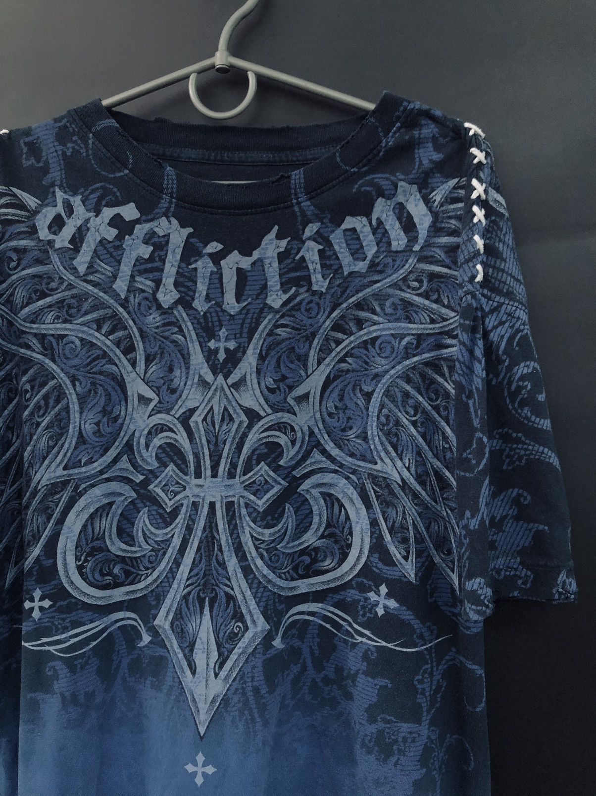 Affliction × Vintage Affliction live fast vintage rare t-shirt big logo ...