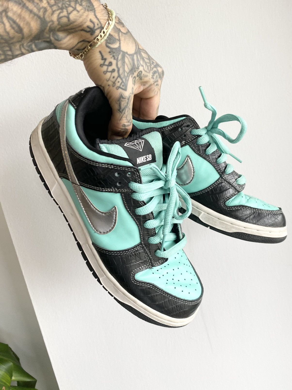 Nike × Tiffany & Co. Diamond Supply Co. x Dunk Low Pro SB Tiffany 2005 ...