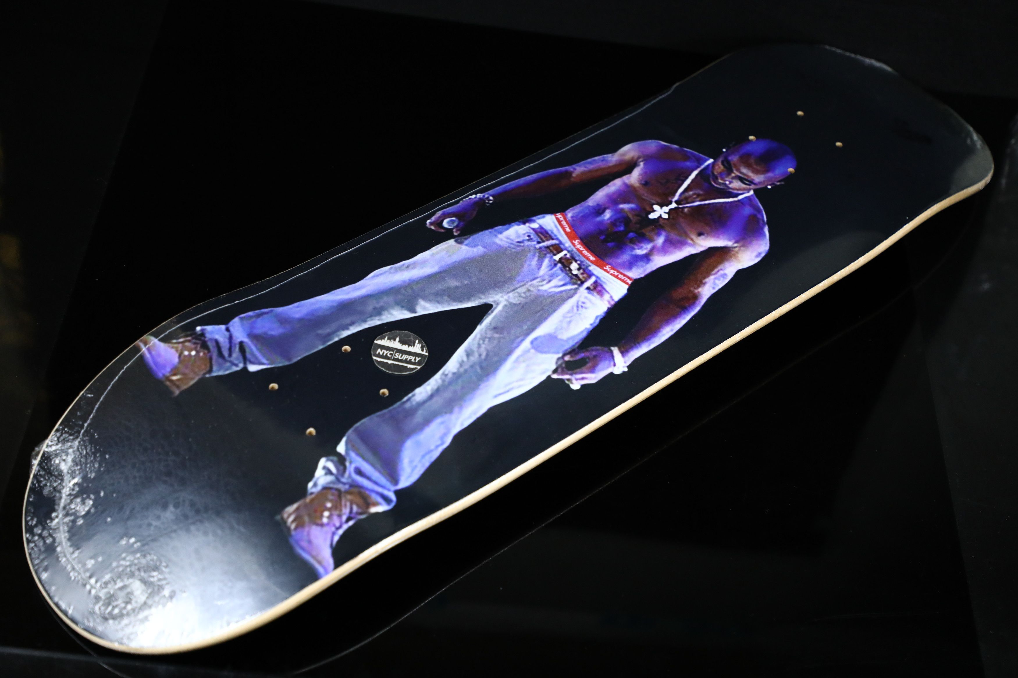 Supreme SS20 Supreme Tupac Hologram Skateboard Deck Black Box Logo ...