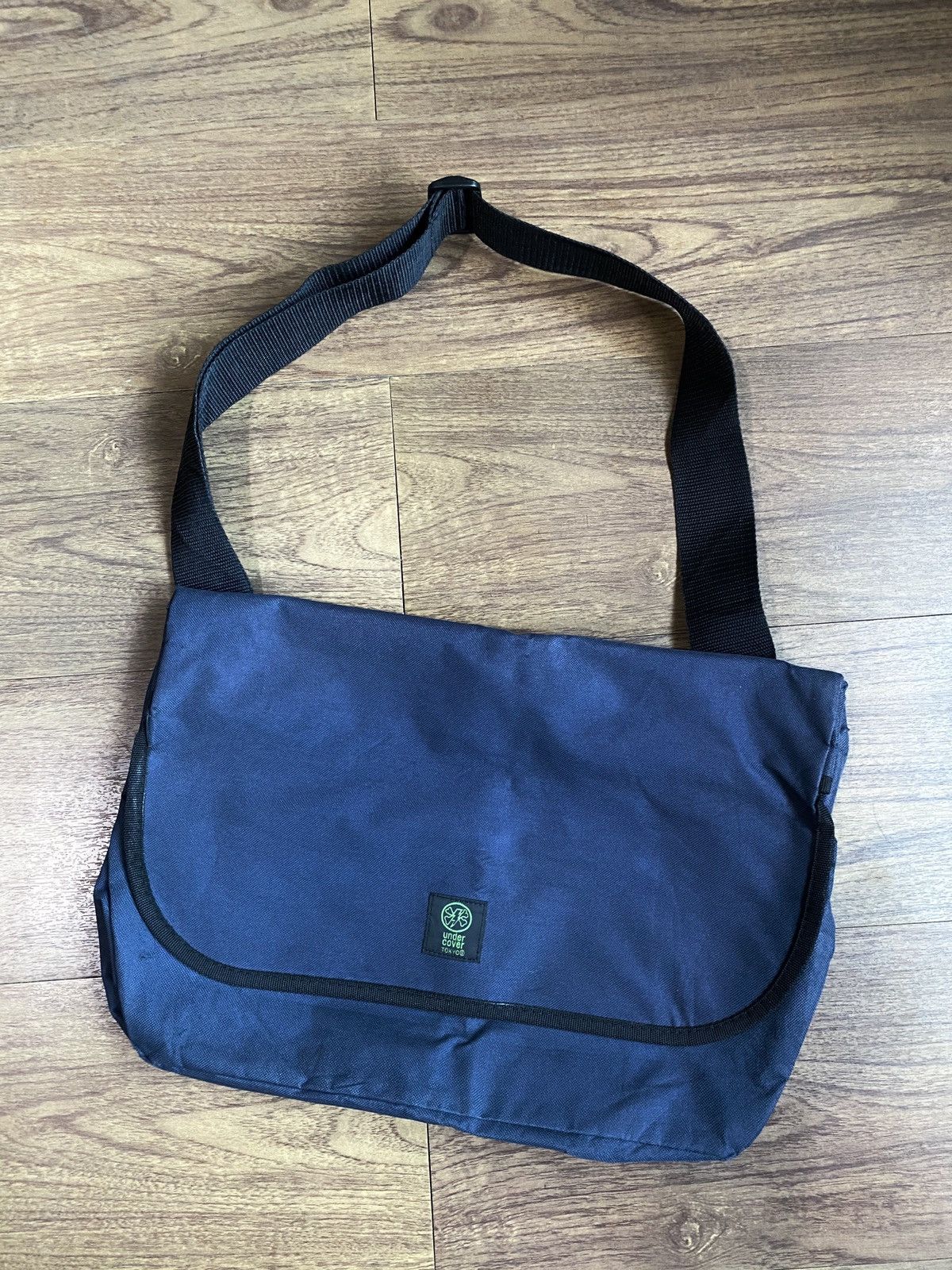 Undercover Undercover Chaotic Discord Messenger Bag | Grailed