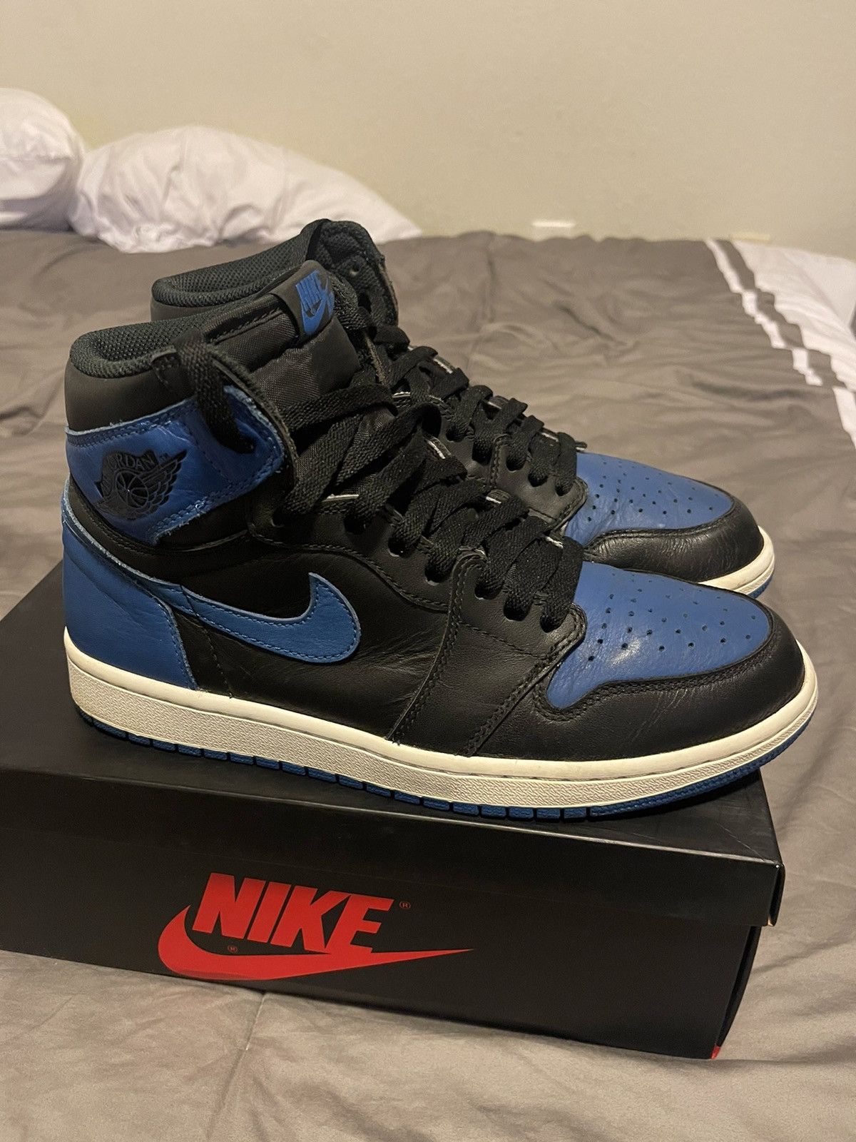Nike Air Jordan 1 Retro Royal Blue (2017) | Grailed