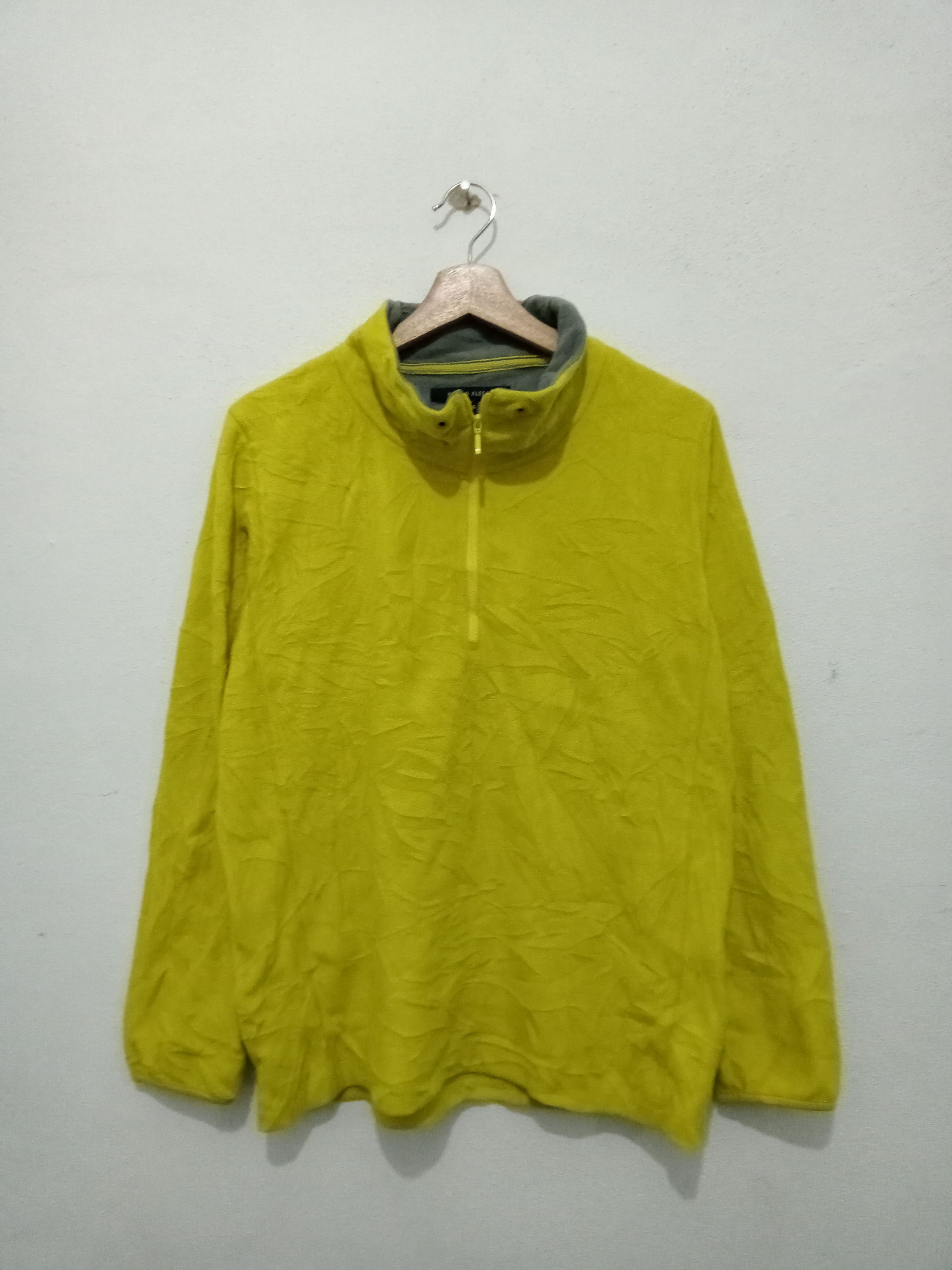 Streetwear × Uniqlo Half Zipper Micro Fleece by Uniqlo | Grailed