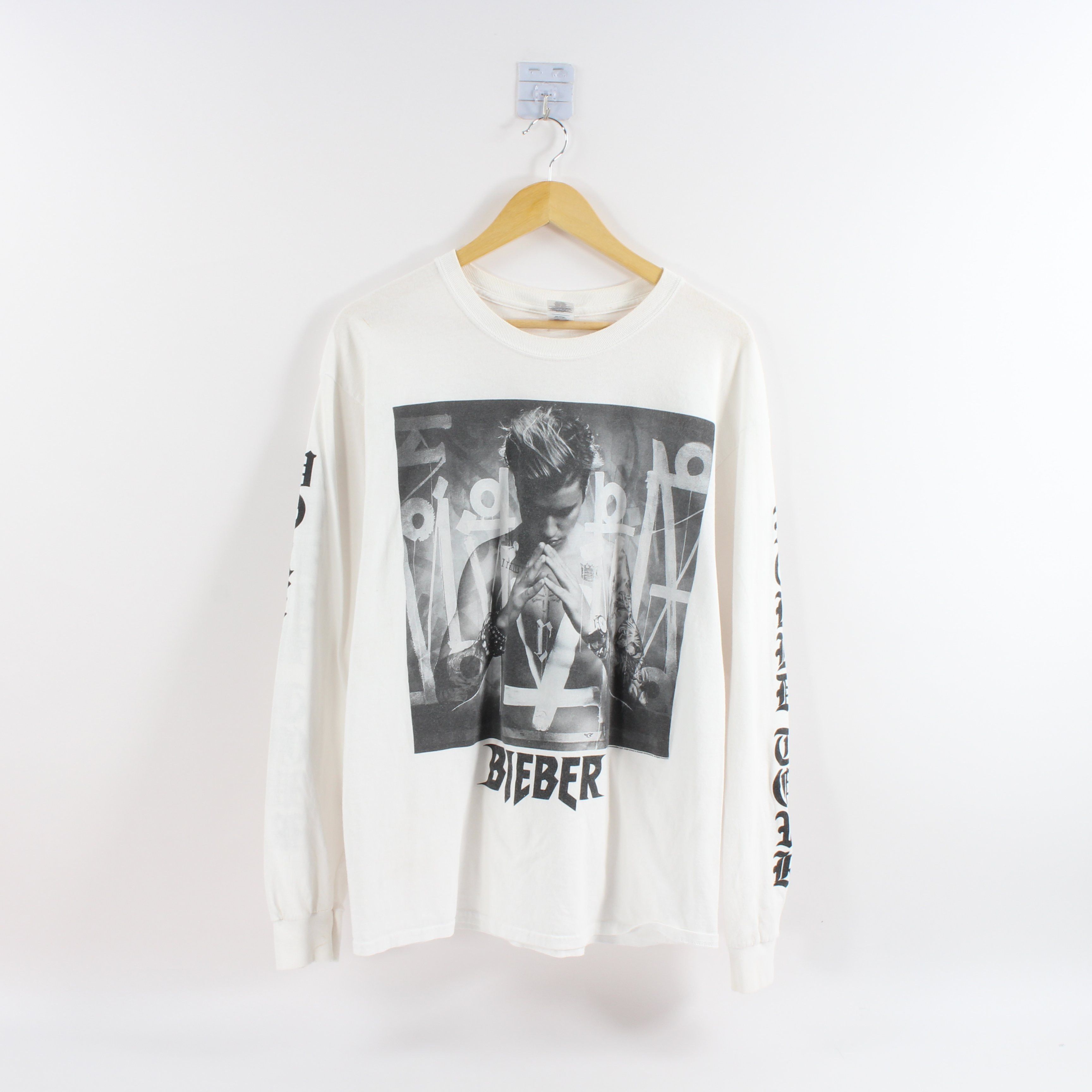 Justin Bieber × Purpose Tour Merchandise Justin Bieber Purpose World ...