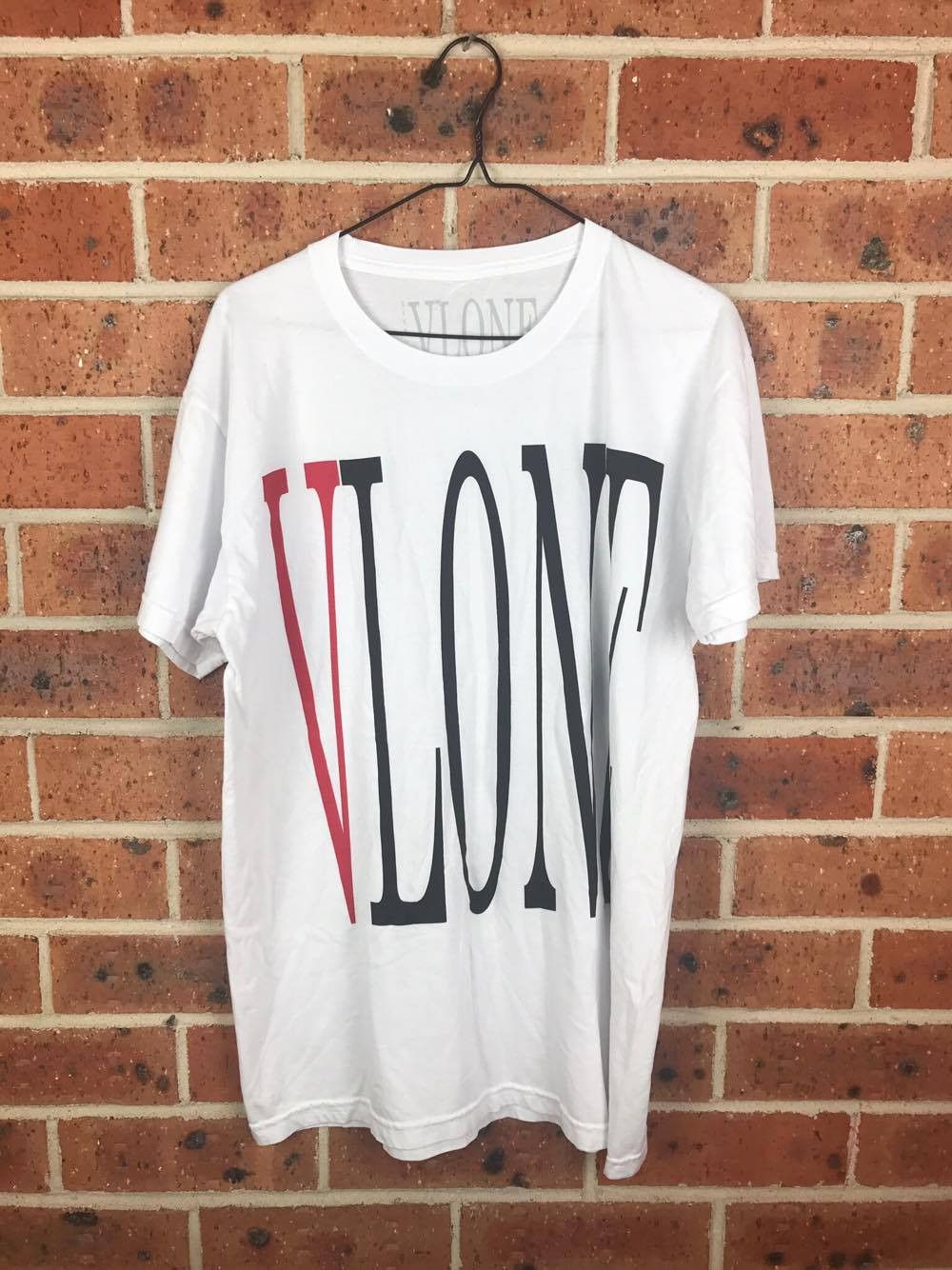 Vlone OG White Staple Logo Tee 2014 Release | Grailed