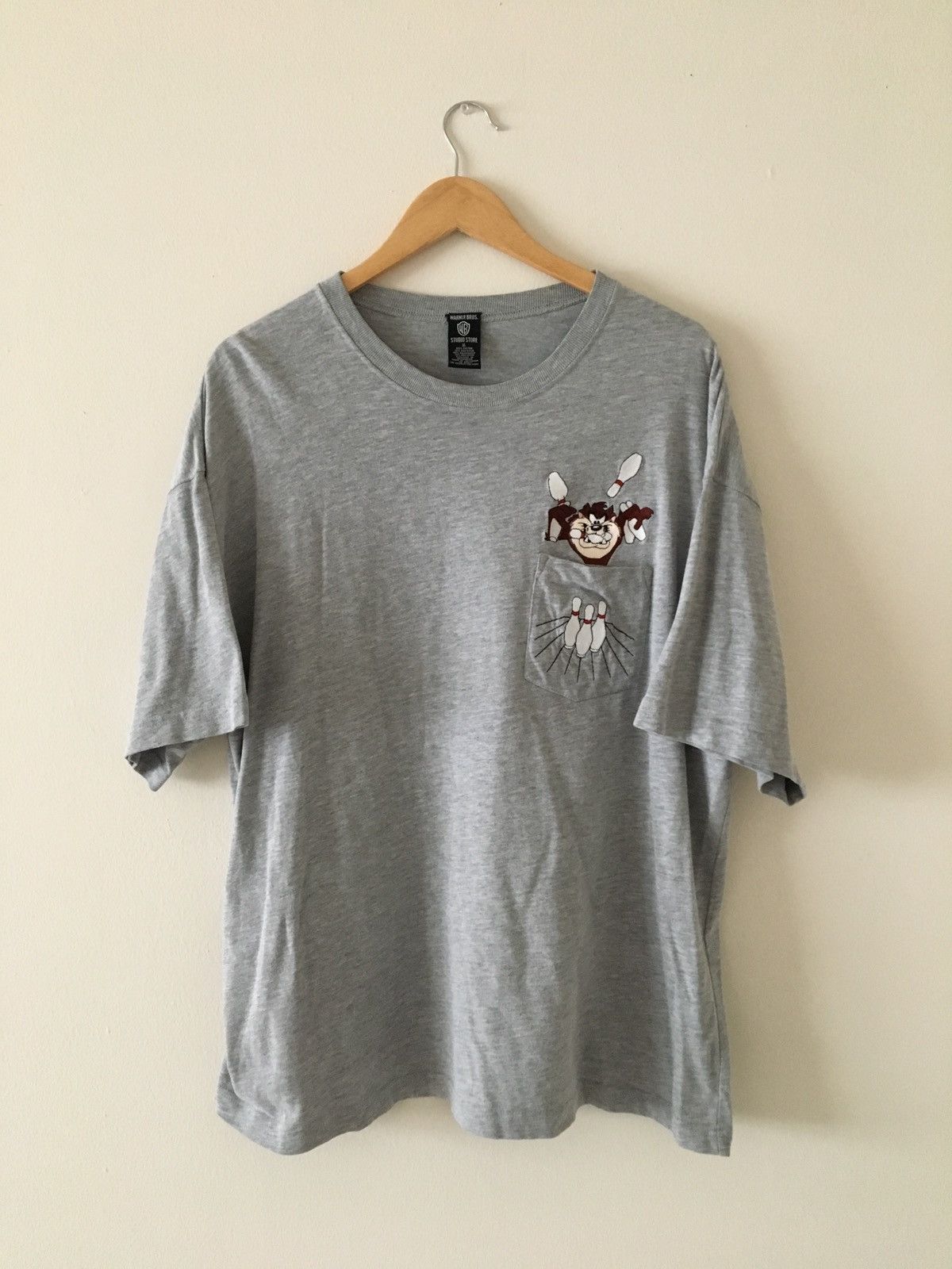 Vintage × Warner Bros 1997 Warner bros taz bowling pocket tee | Grailed