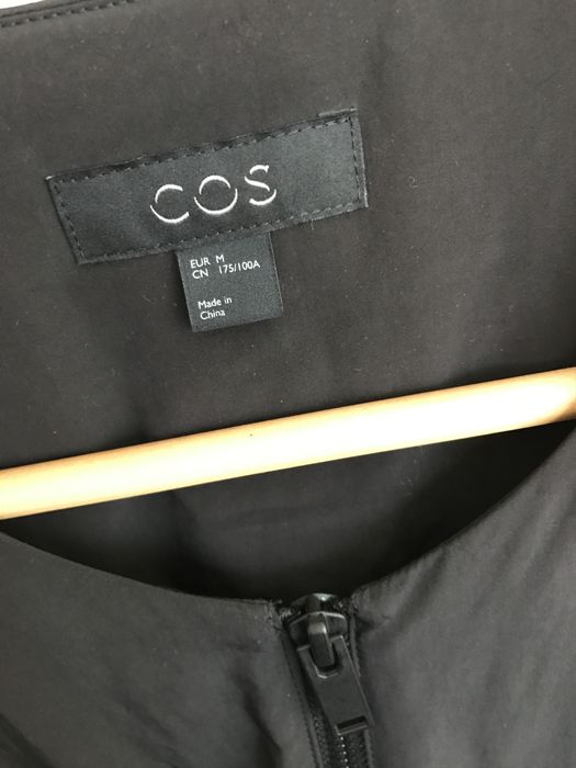 Cos Cos x Mr Porter vest | Grailed