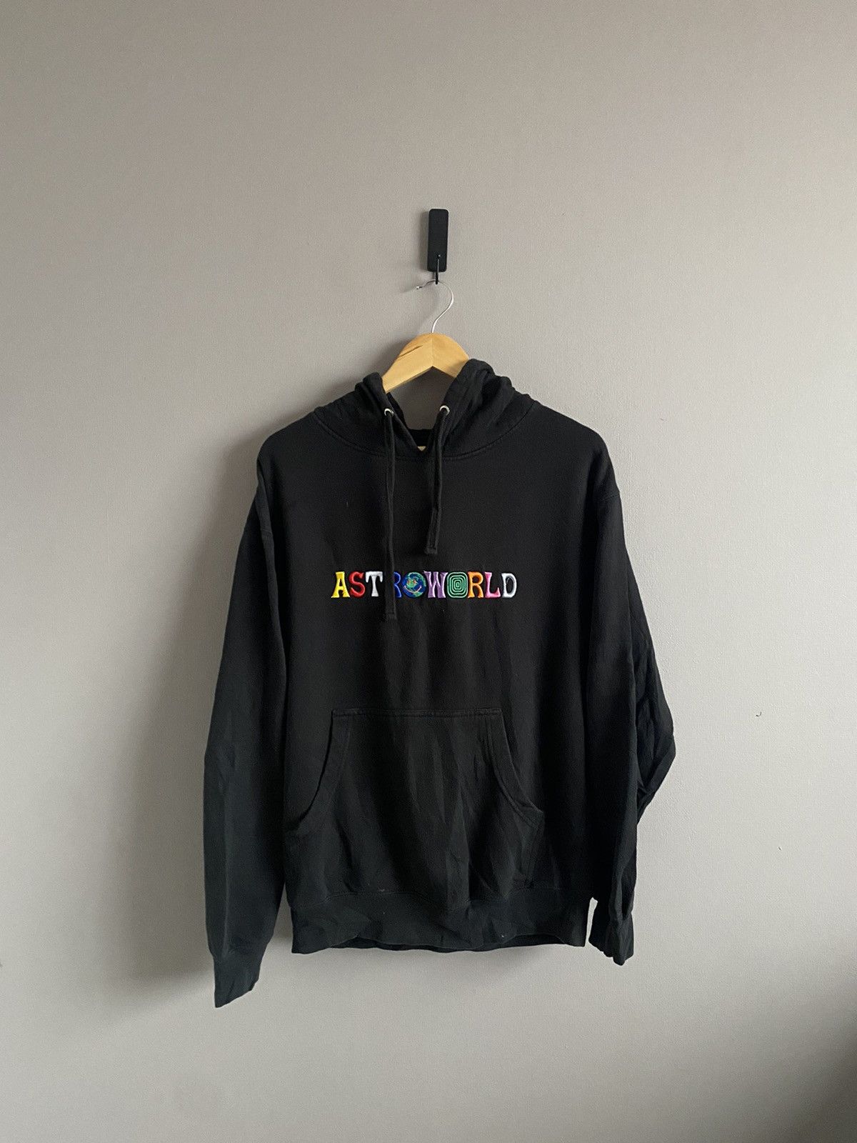 Travis Scott Astroworld Logo Hoodie | Grailed