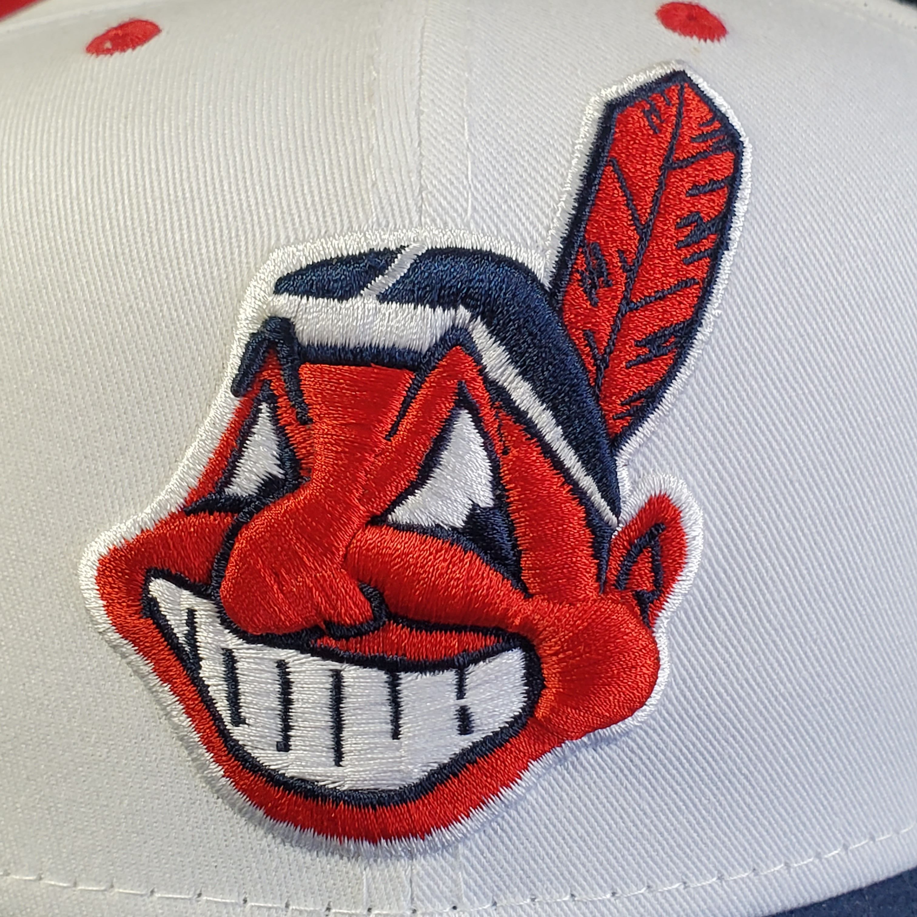 New Era Cleveland Indians Chief Wahoo EXCLUSIVE!! 7 1/2 Grey UV | Grailed