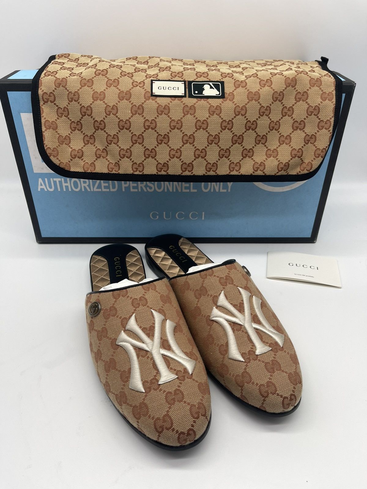 Gucci × MLB × New York Yankees Gucci x NY Yankee GG Canvas Princetown ...
