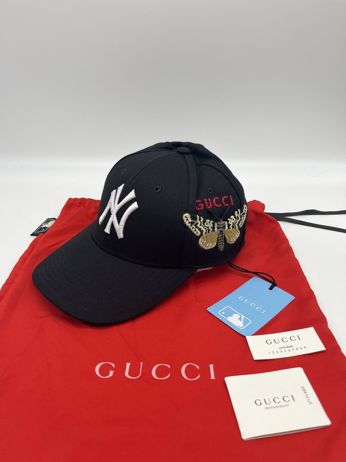 Gucci × MLB × New York Yankees Gucci x NY Yankee Black Baseball Cap ...