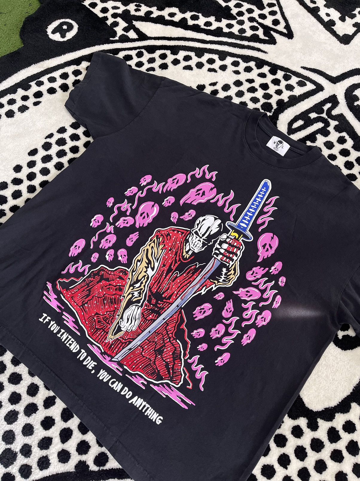 Warren Lotas Warren Lotas Pink Skulls Puff Print Samurai Tee | Grailed