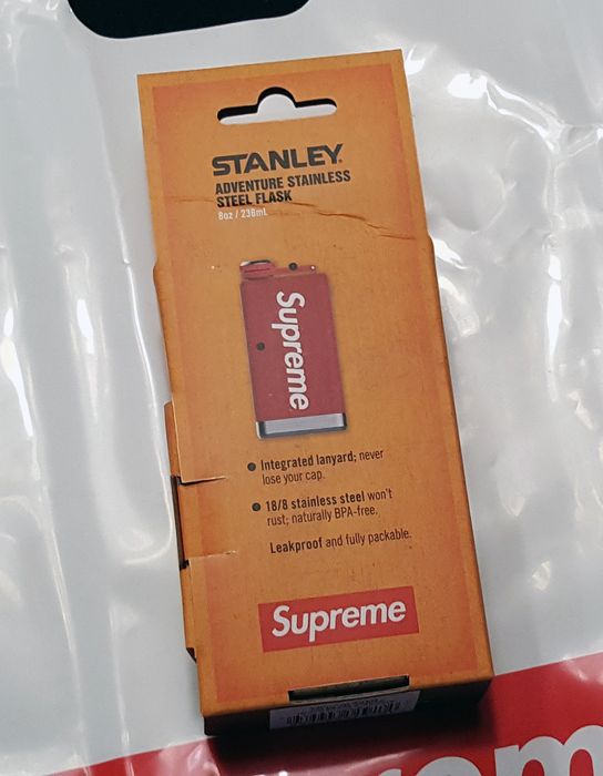 Supreme Stanley Adventure Flask | Grailed
