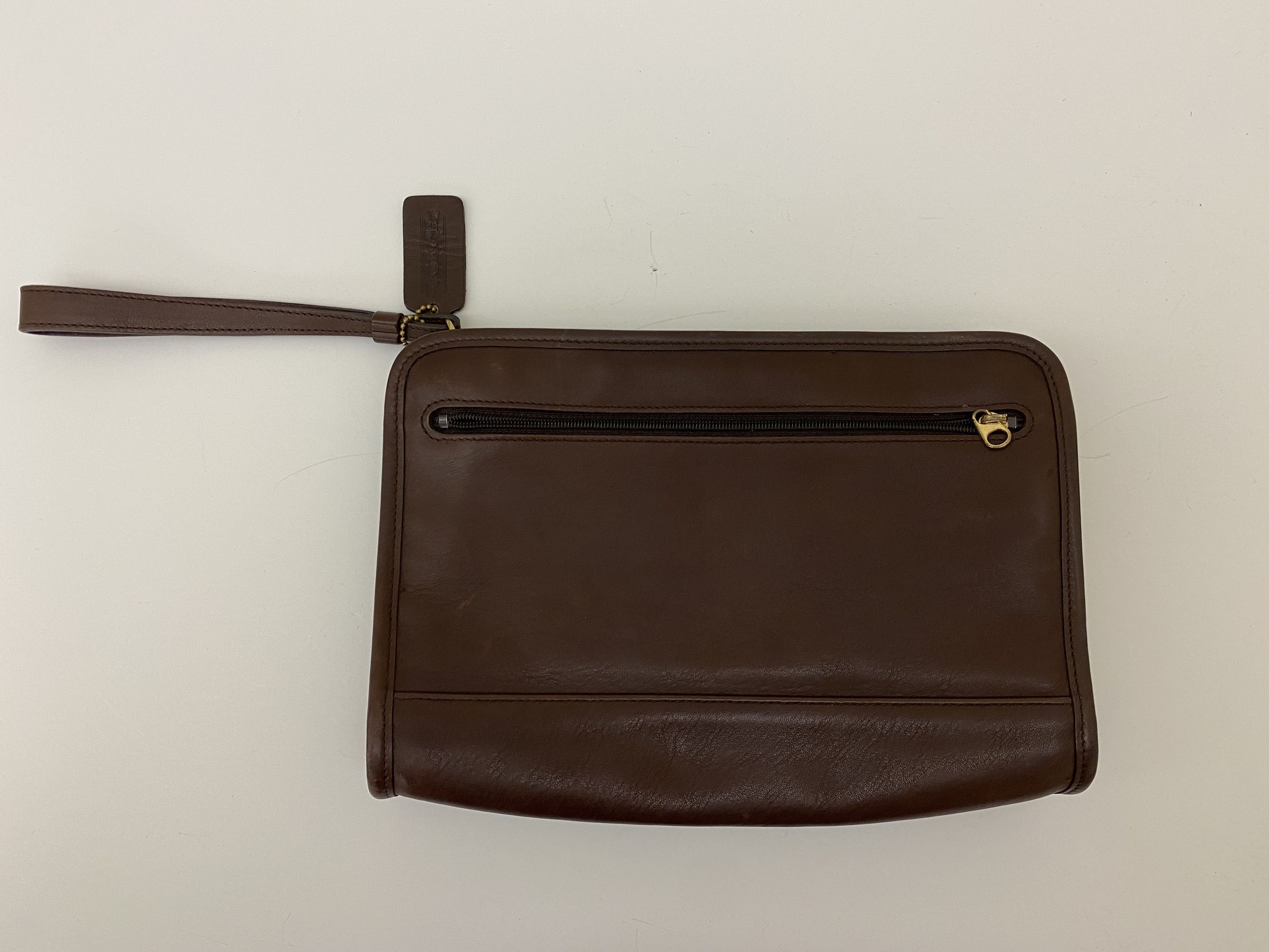 Coach Coach USA 9833 deadstock condition clutch bag holder | Grailed