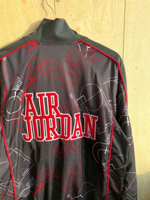 Jordan Brand × Nike × Vintage Vintage Air Jordan Track Jacket Big Logo ...