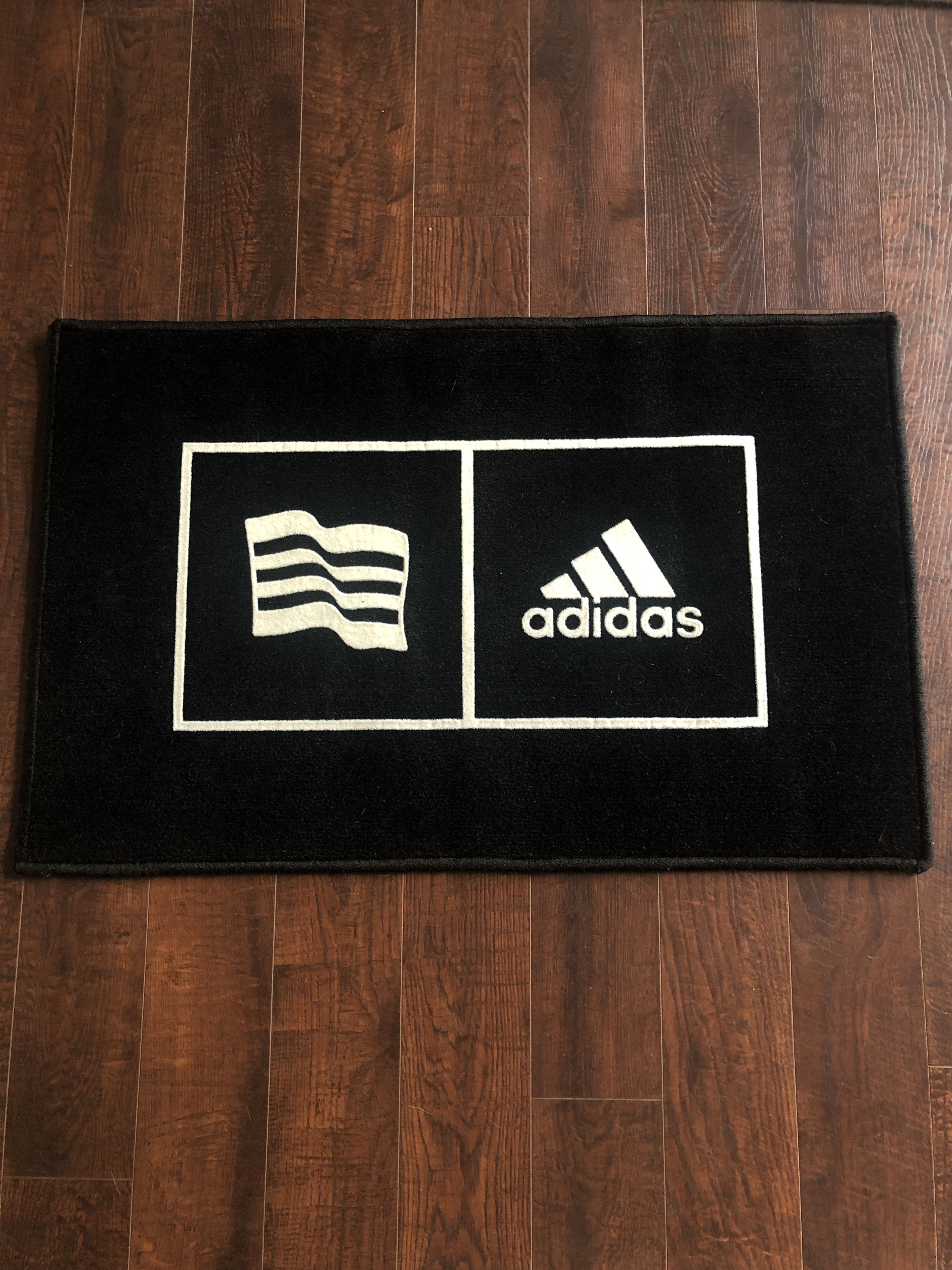 Adidas Adidas rug | Grailed