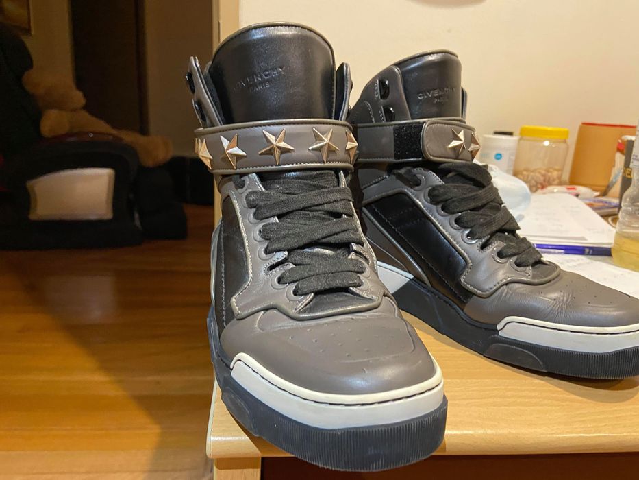 Givenchy Givenchy Tyson Star Studded Leather High Top Sneakers | Grailed
