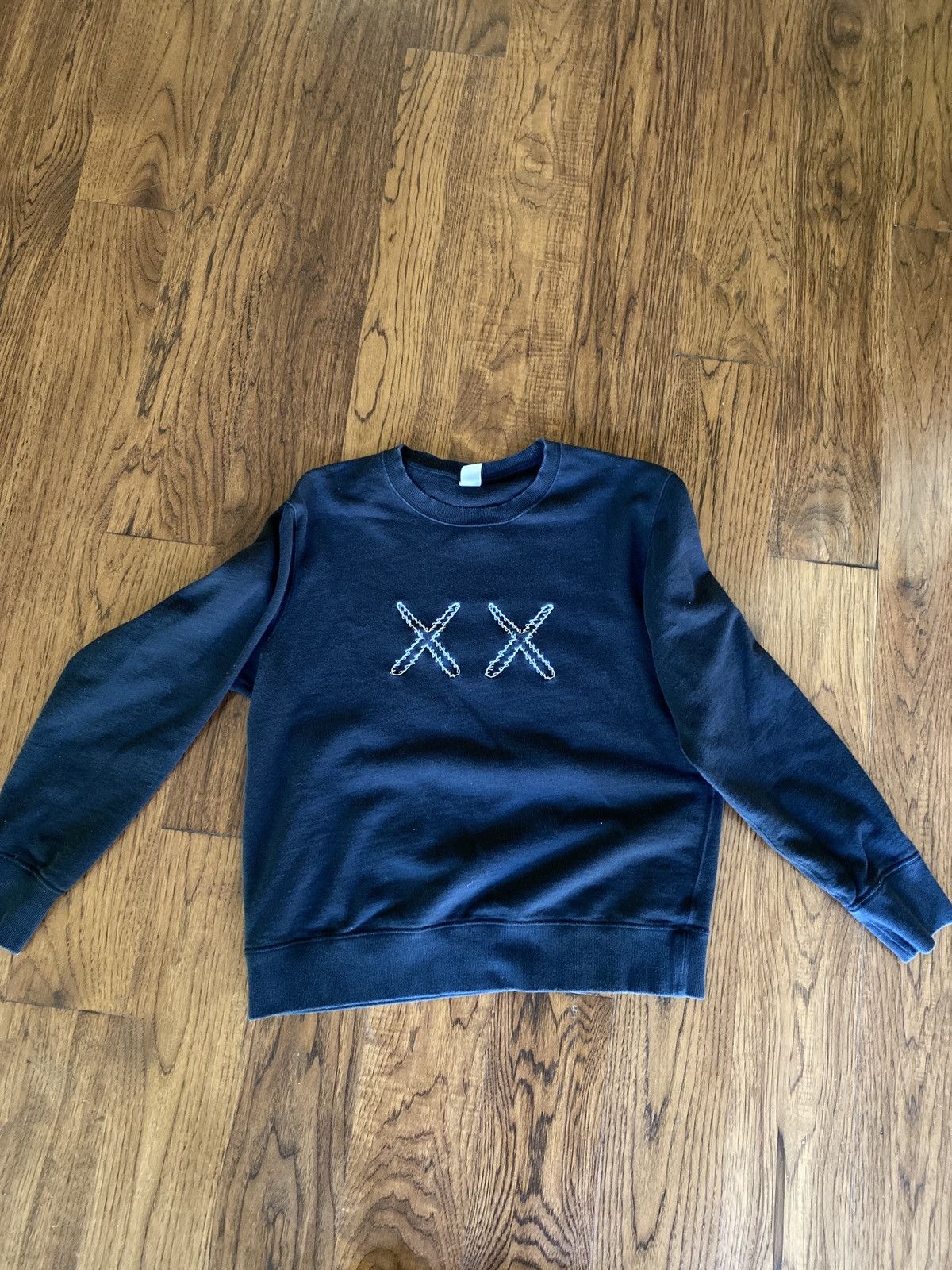 Uniqlo Jaws Uniqlo Sweater | Grailed