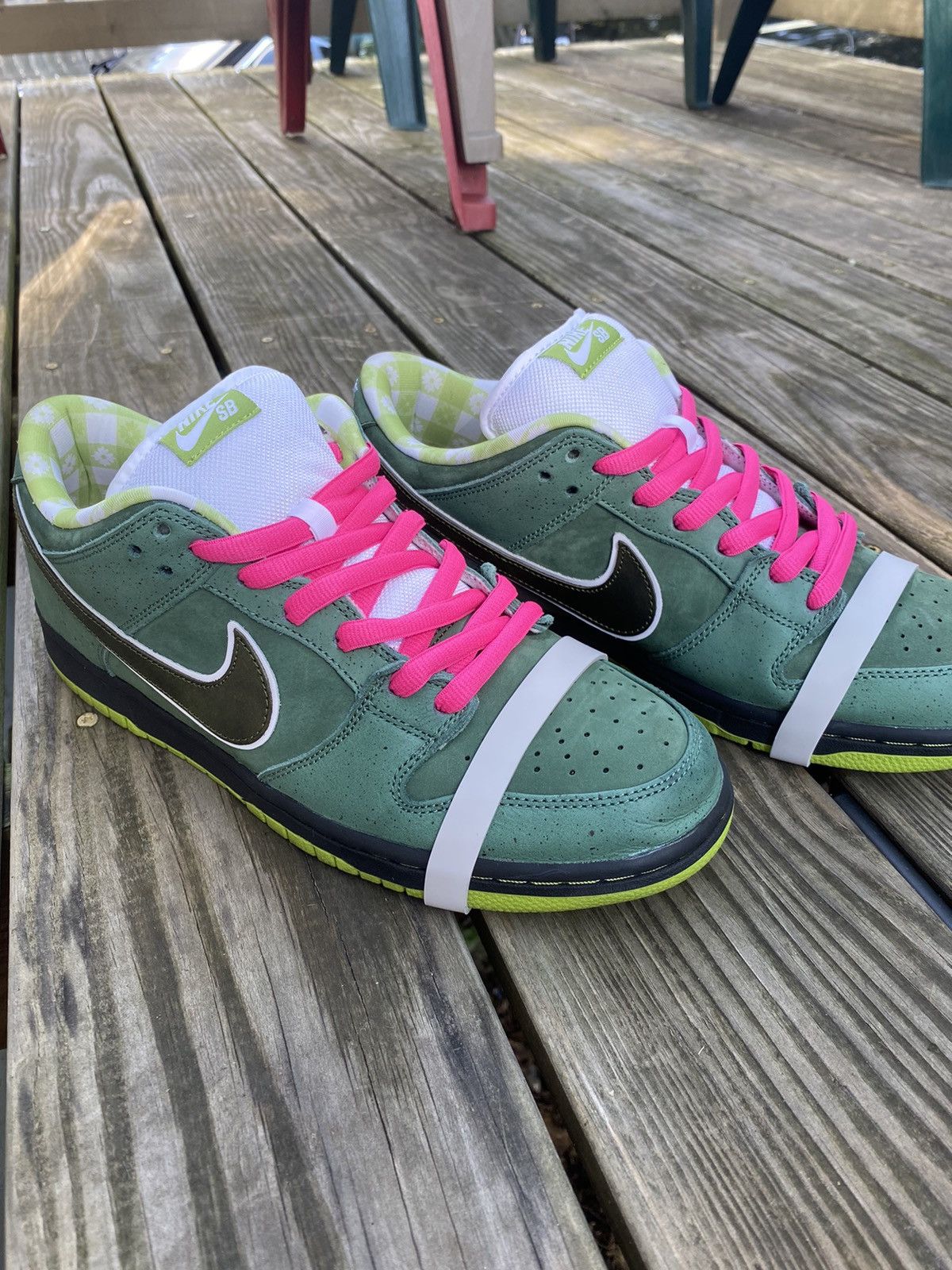 Nike SB Dunk Low Pro Green Lobster (Special Box) | Grailed