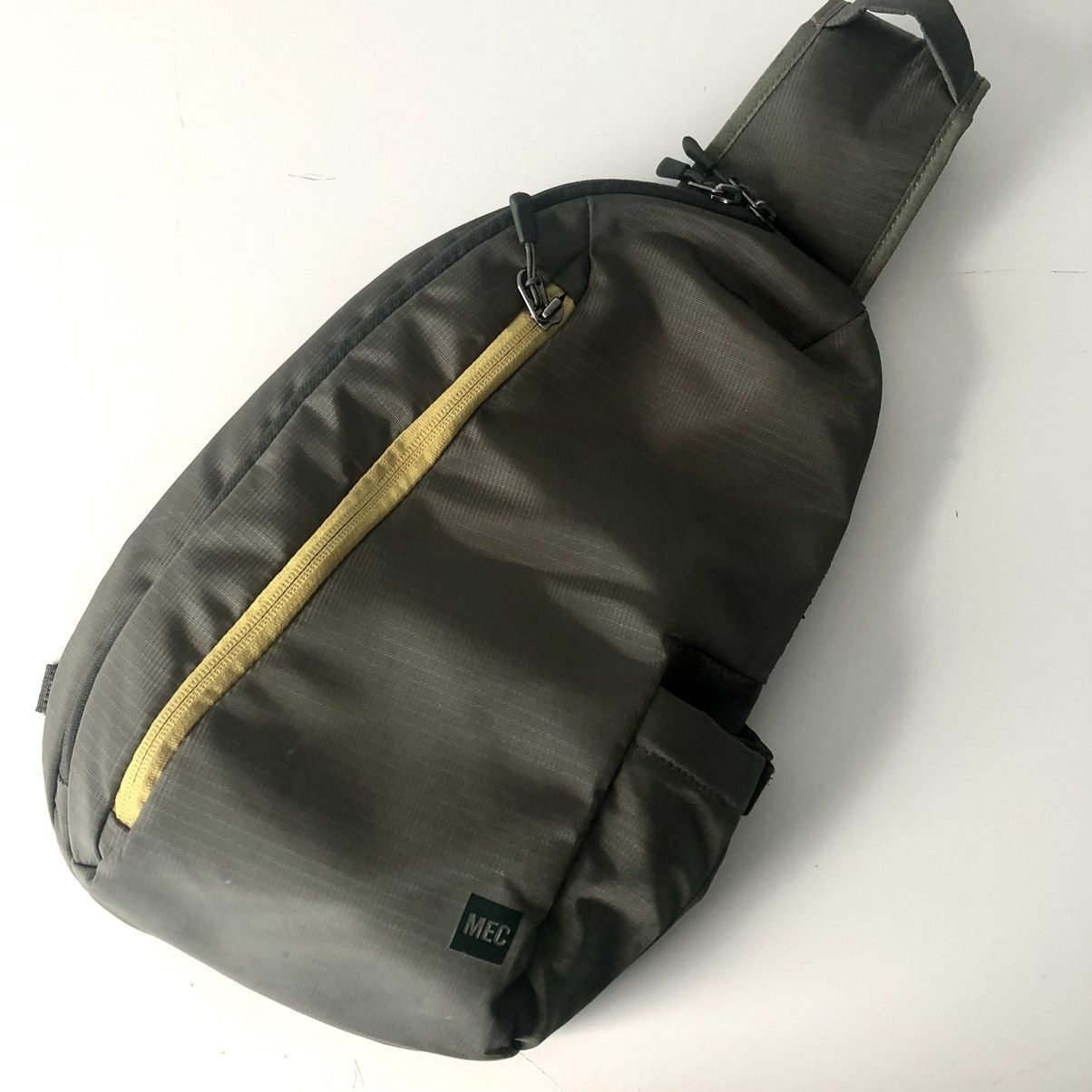 Mountain Equipment Co Op MEC Utility Messenger Bag | Grailed