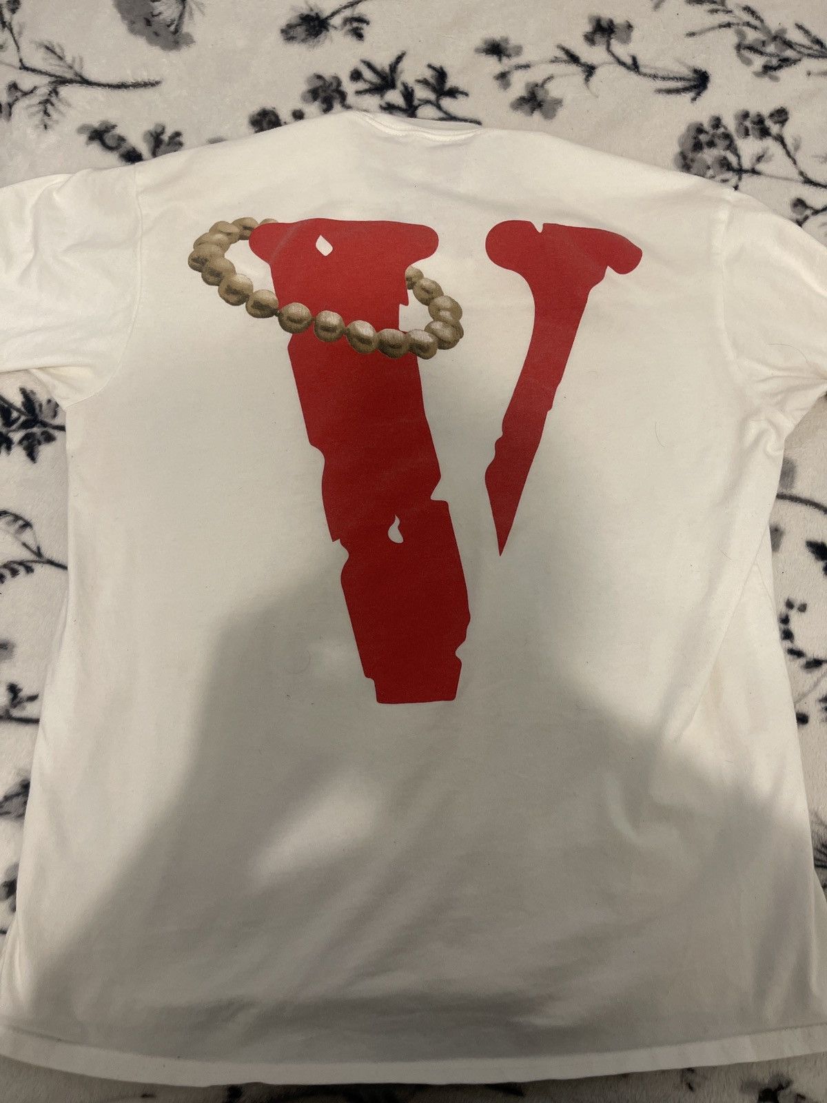 Vlone Vlone Girl Pearls Tee M | Grailed