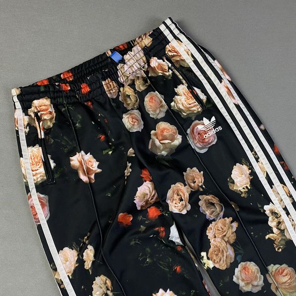 Adidas women Adidas Vintage Print Flowers Sweatpants | Grailed