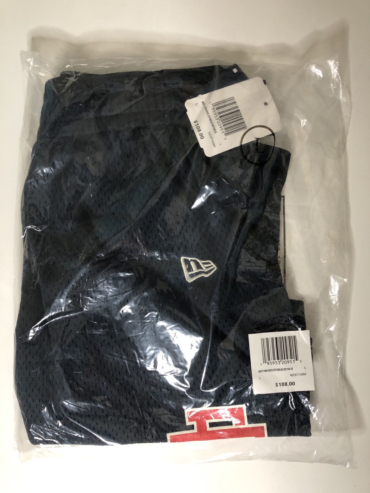 Eric Emanuel Eric Emanuel New York Yankees Shorts large | Grailed