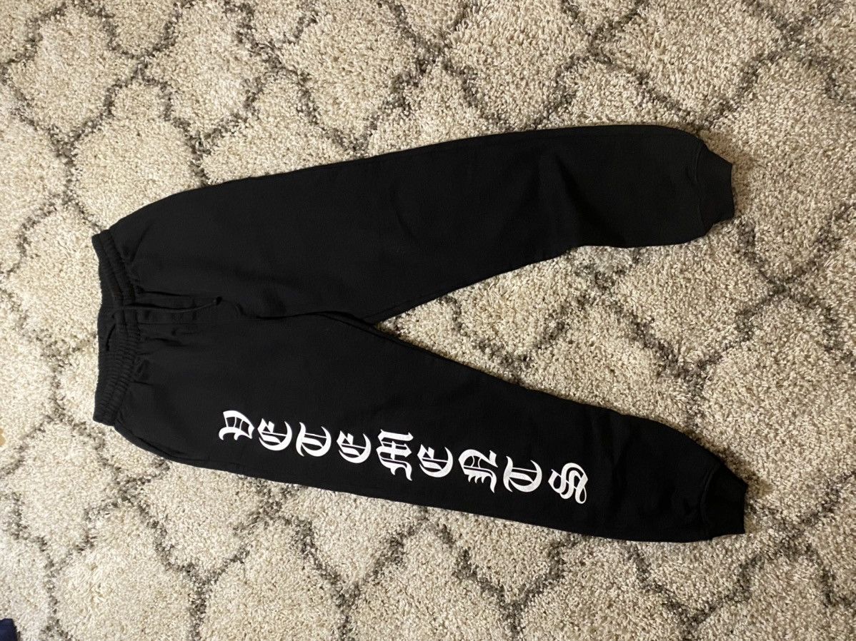 Vetements Vetements Gothic Font Sweatpants | Grailed