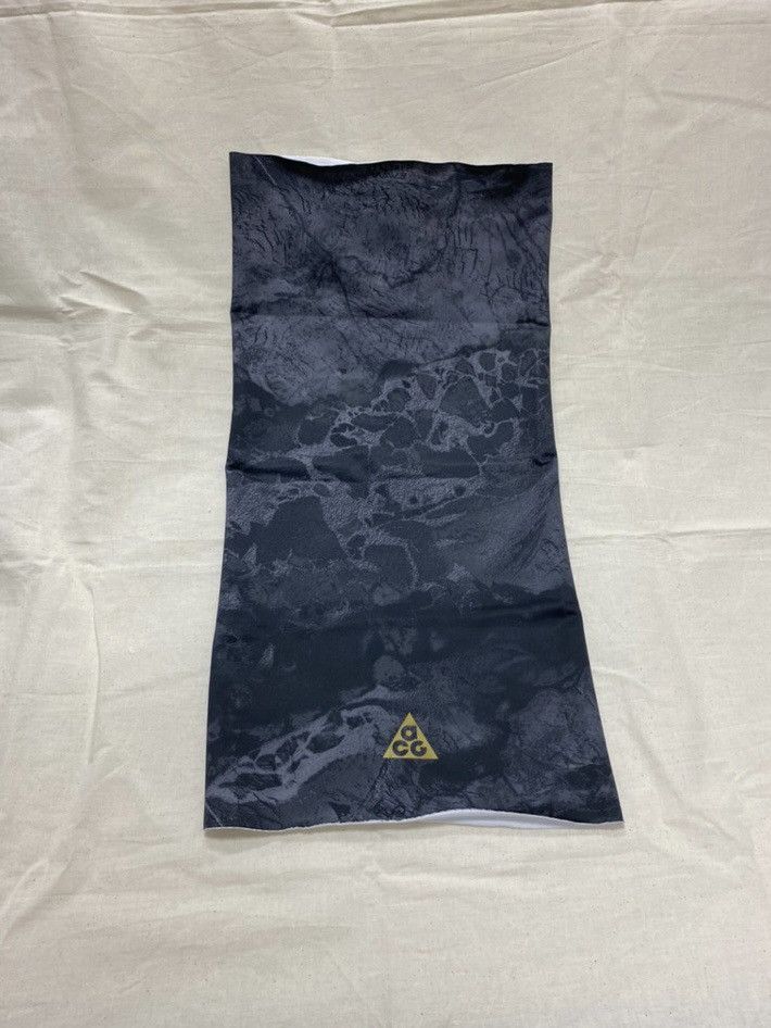 Nike × Nike ACG Nike ACG Neck Wrap 2.0 | Grailed