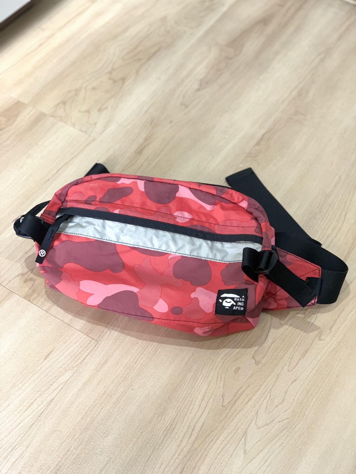 Bape Bape red camo bump bag bapesta ogbape | Grailed