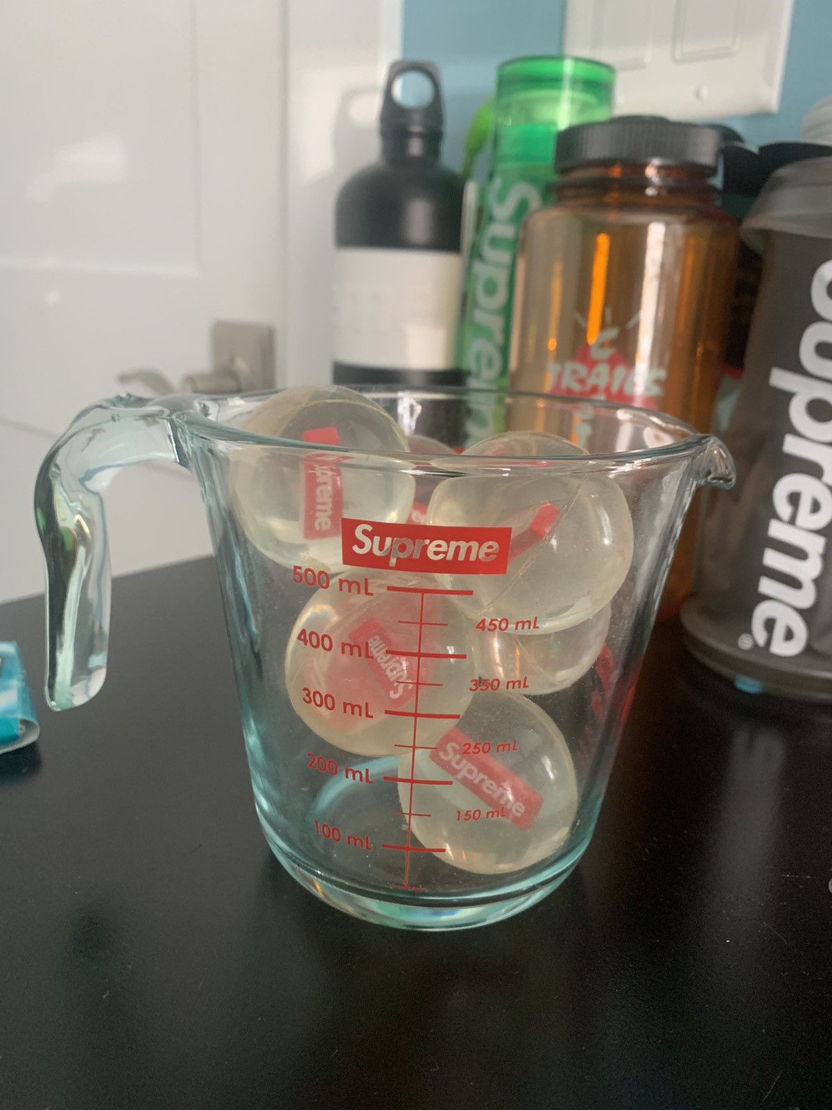 Supreme Supreme x Pyrex 2-cup measuring cup | Grailed